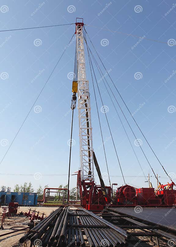 Pulling Unit stock image. Image of derrick, explore, gravel - 17623467