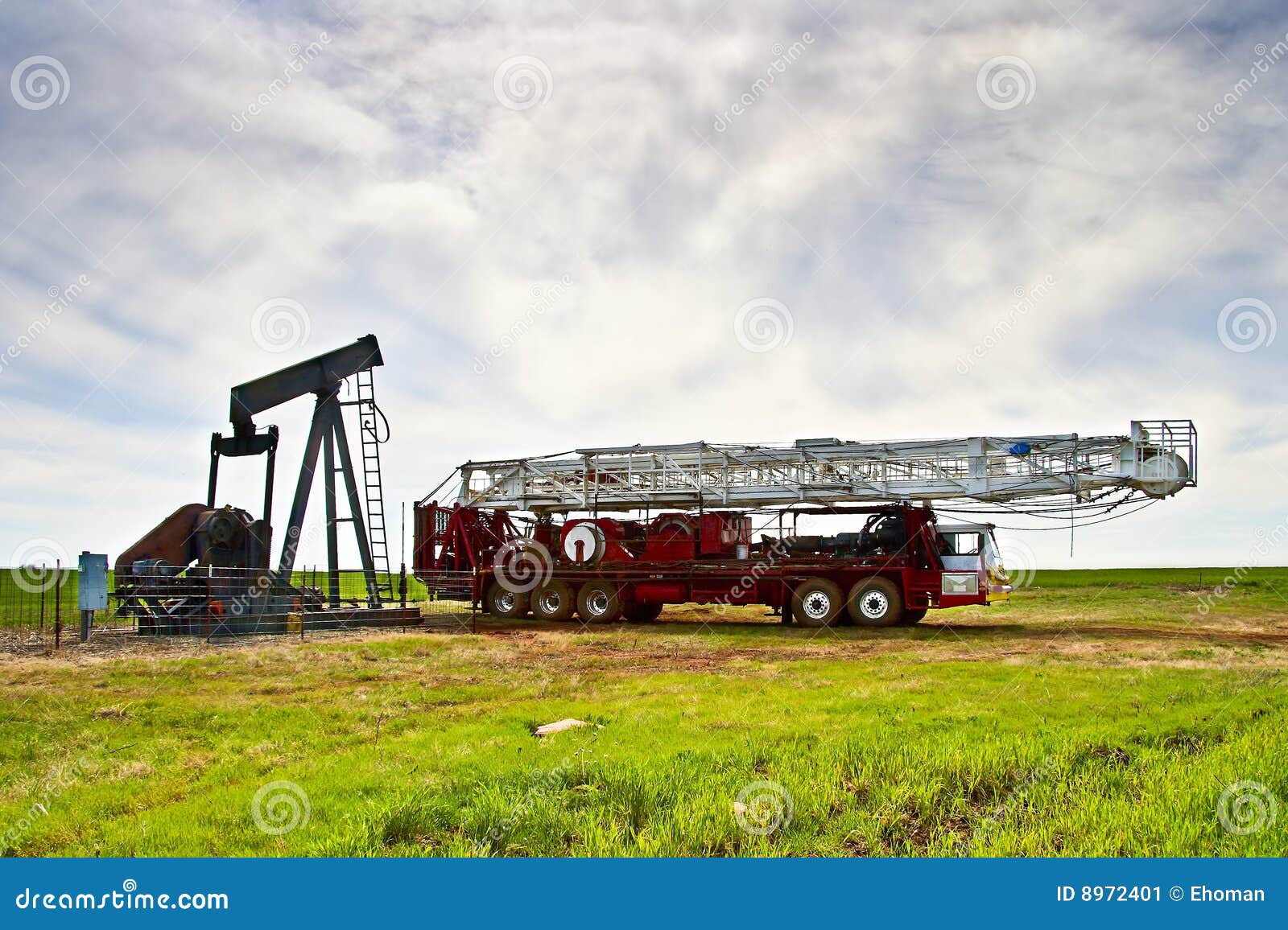 Pulling Unit stock image. Image of derrick, jack, green - 8972401