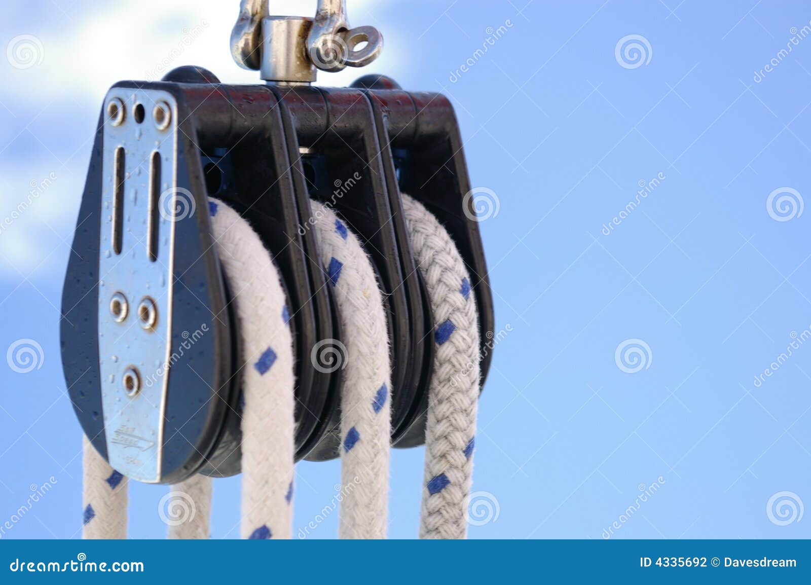 Pully & Rope 4 stock photo. Image of rope, winch, sailboat - 4335692