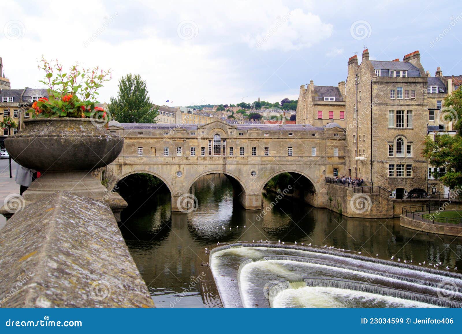Pulteney Bridge Weir On The River Avon Bath Spa Stock Photography ...