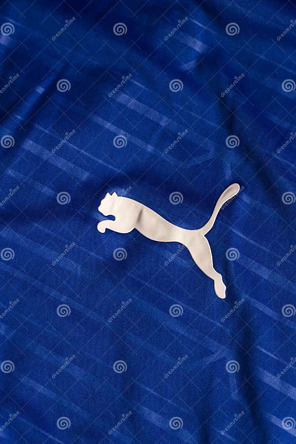 Puma sign editorial image. Image of white, space, recreation - 87385925