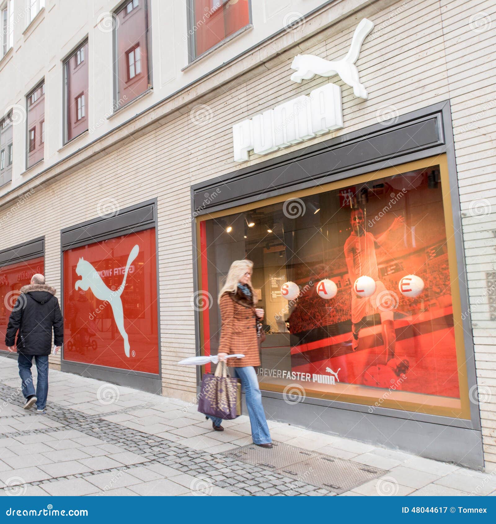 Puma editorial photography. Image of copy, copyspace - 48044617