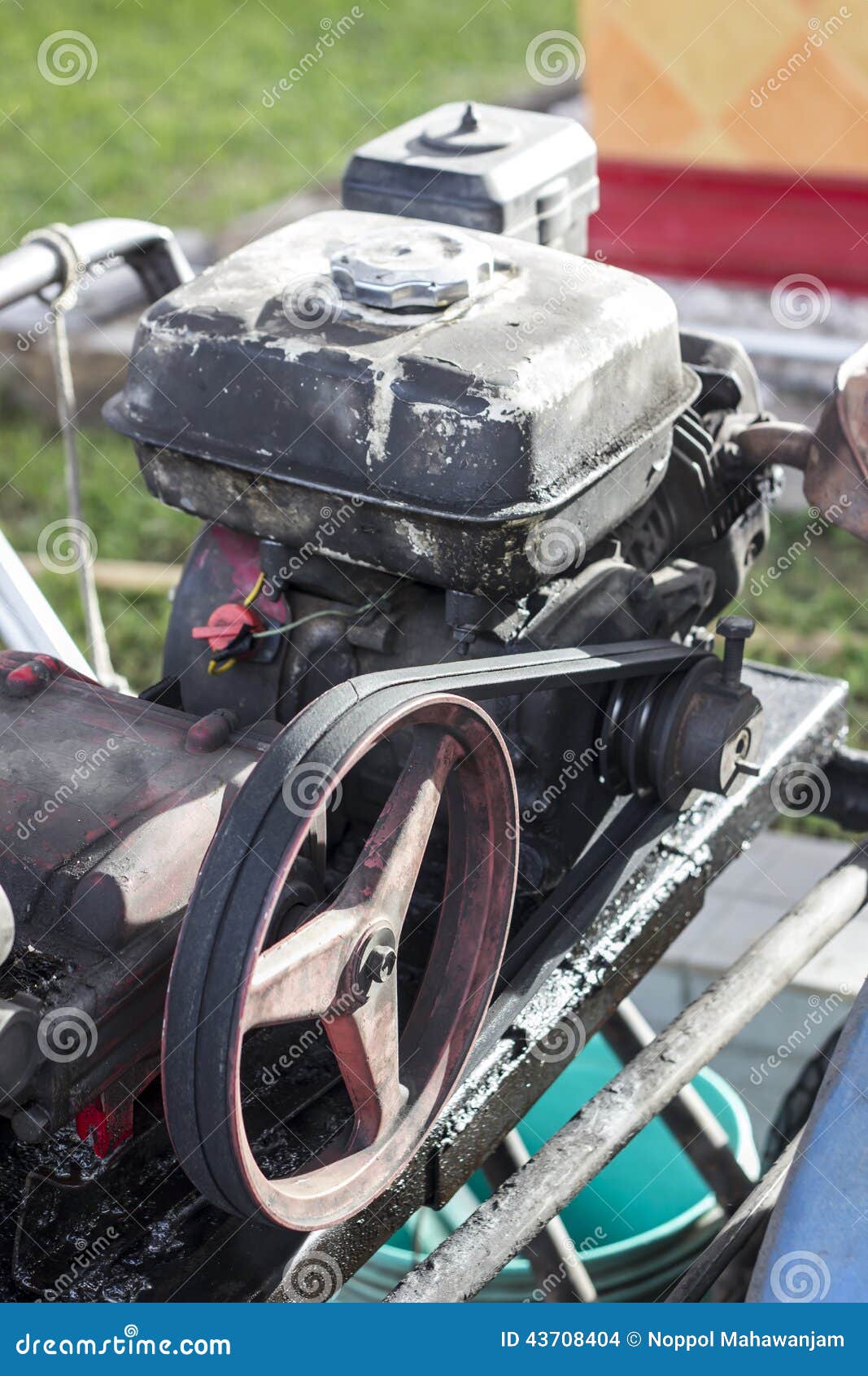 Pump engine parts stock photo. Image of close, metal - 43708404