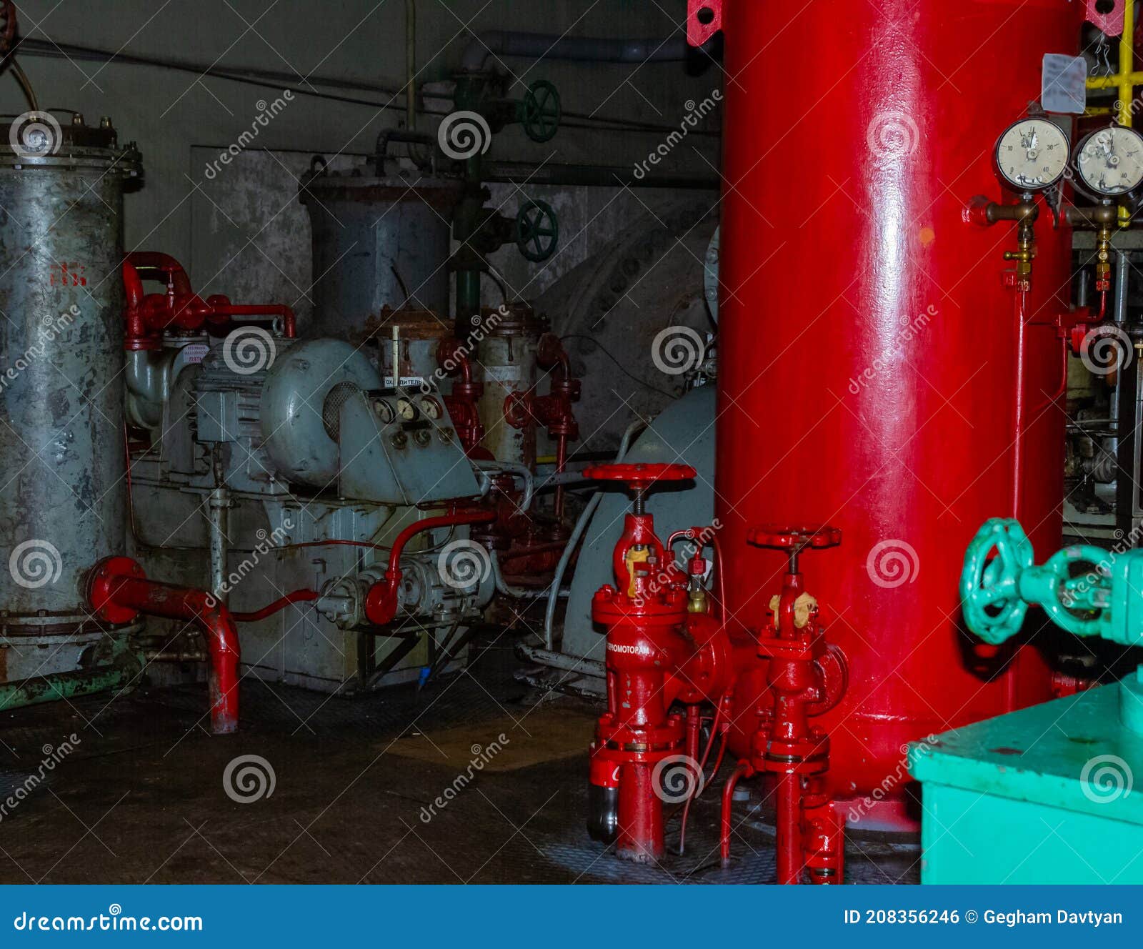 Pump in the Factory, Pump and Valves, Pump and Valves in the Factory ...