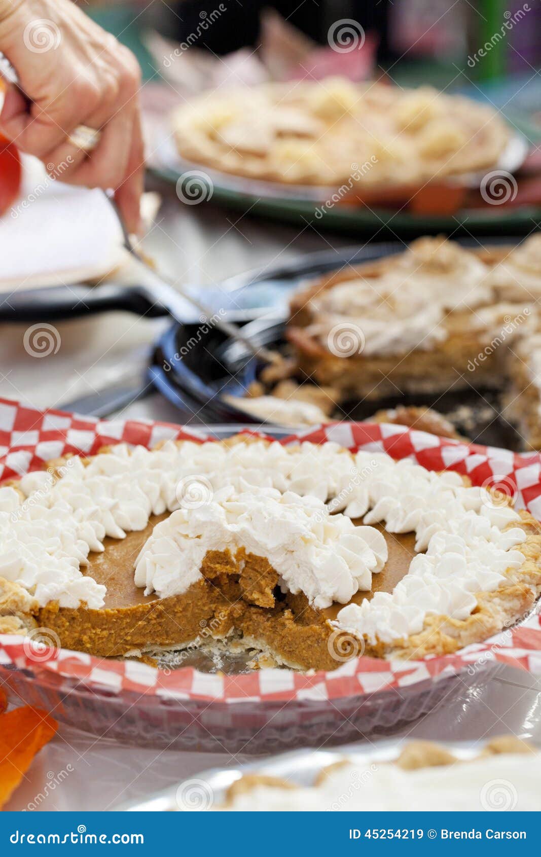 Pumpkin Pie Tasting Contest Stock Image - Image of hand, fresh: 45254219