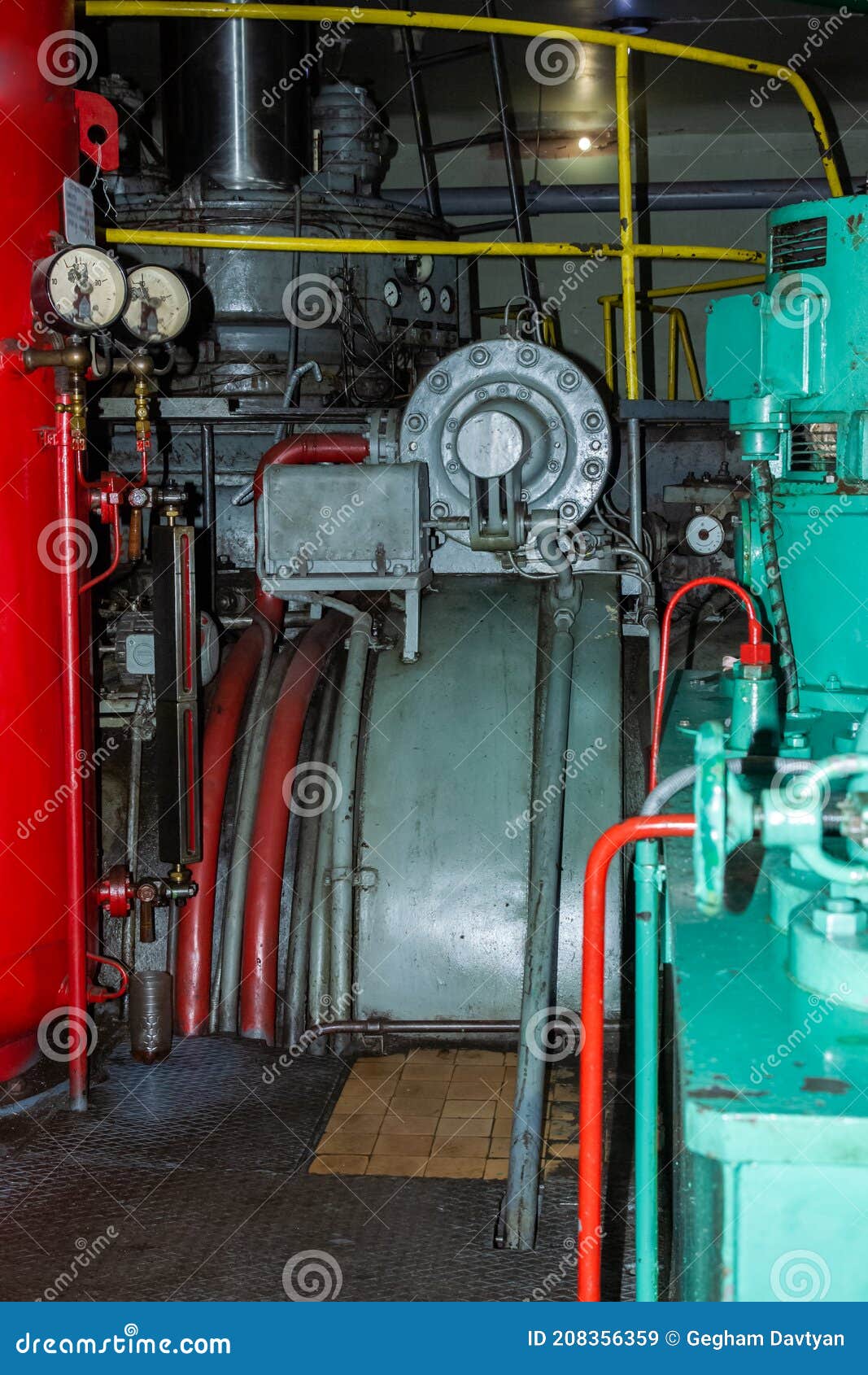 Pump in the Factory, Pump and Valves, Pump and Valves in the Factory ...