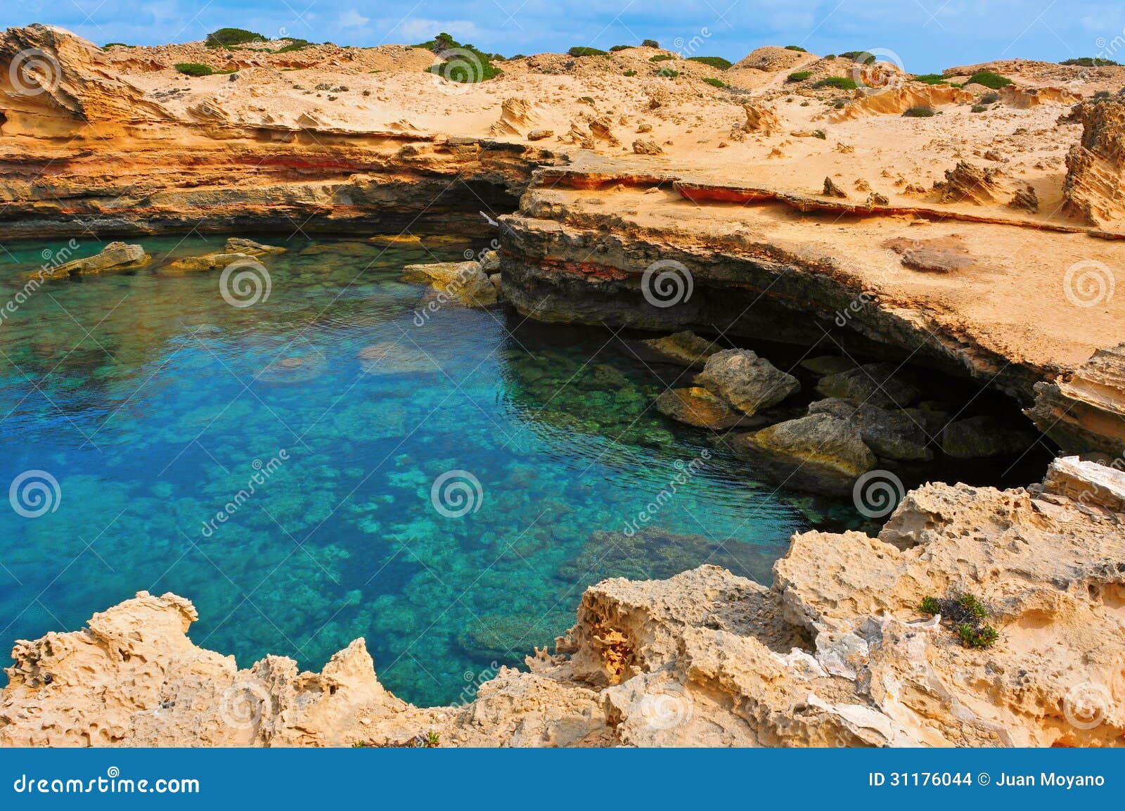 Punta De Sa Pedrera a Formentera, Isole Baleari, Spagna Fotografia ...