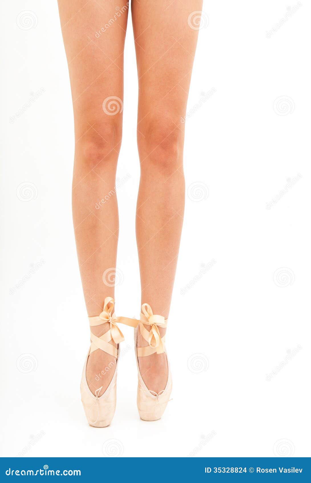 Punta dei piedi fotografia stock. Immagine di divertimento - 35328824