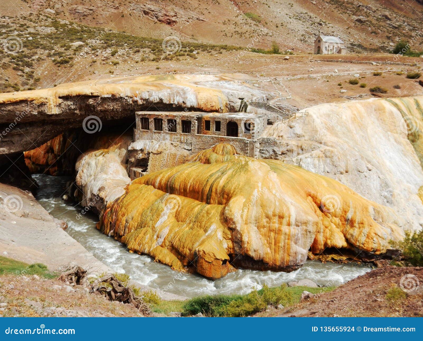 Punte del Inca foto de archivo. Imagen de agua, provincia - 135655924