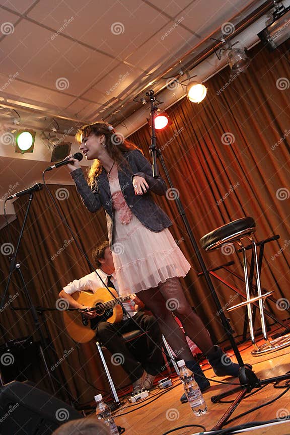 Pur:pur band performance editorial stock image. Image of performer ...