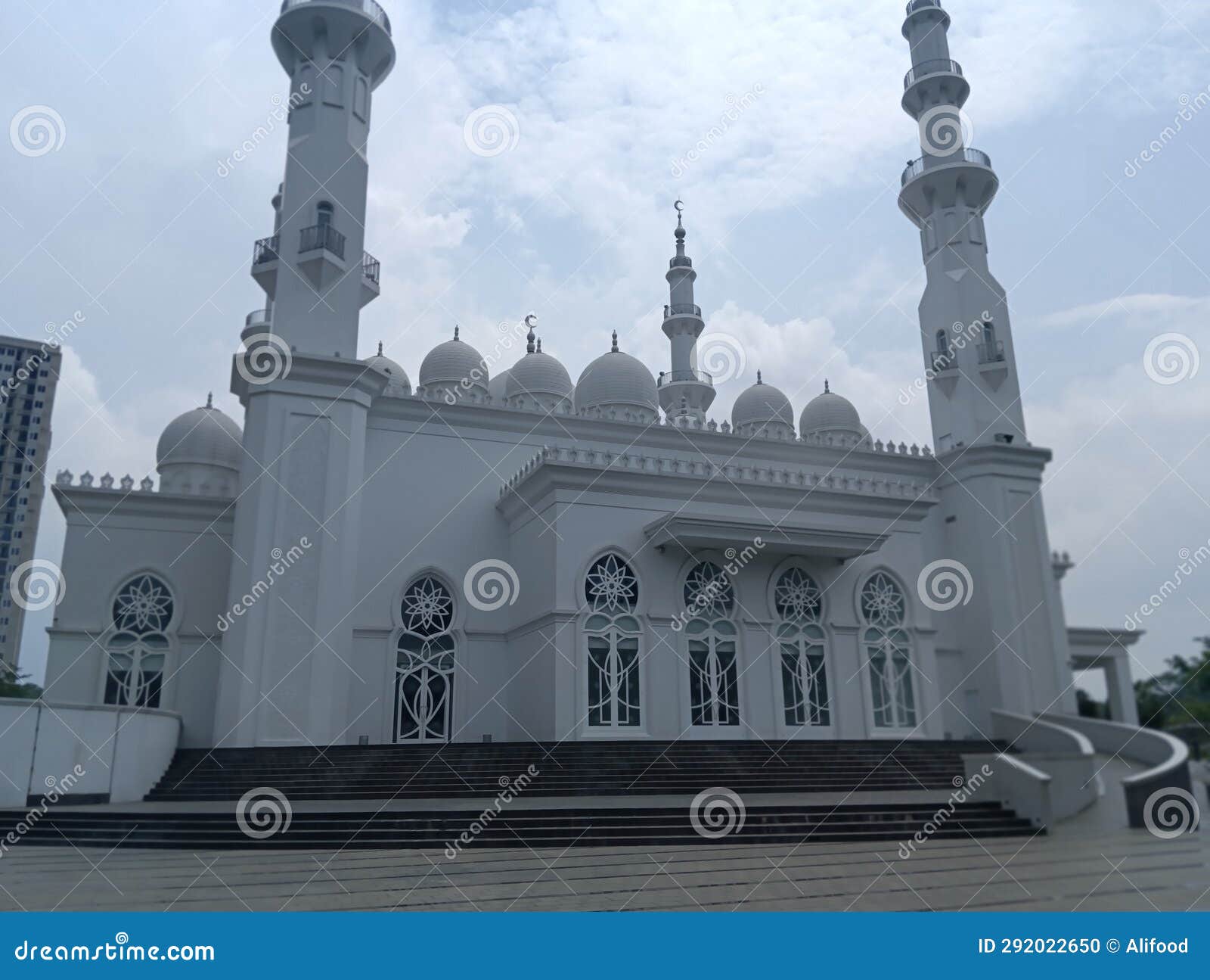 Pure White Beautifull Mosque Stock Photo - Image of pure, white: 292022650