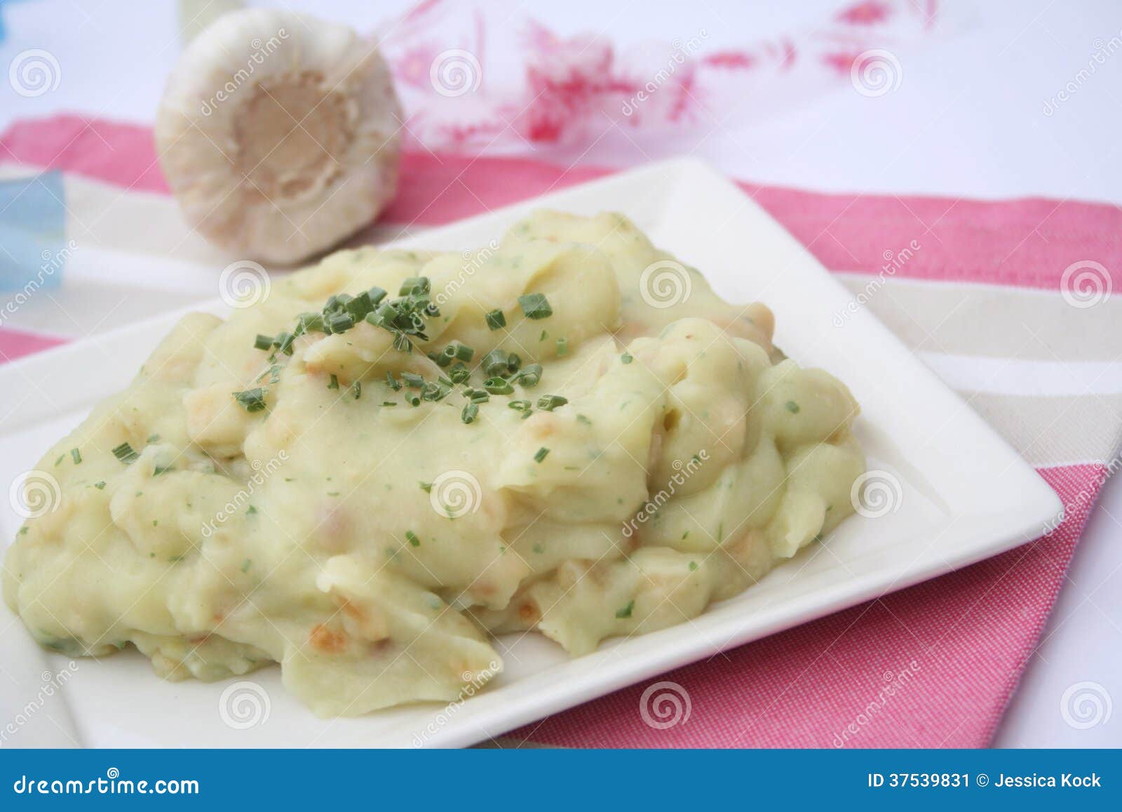 Puree of potatoes stock image. Image of meal, potatoes - 37539831