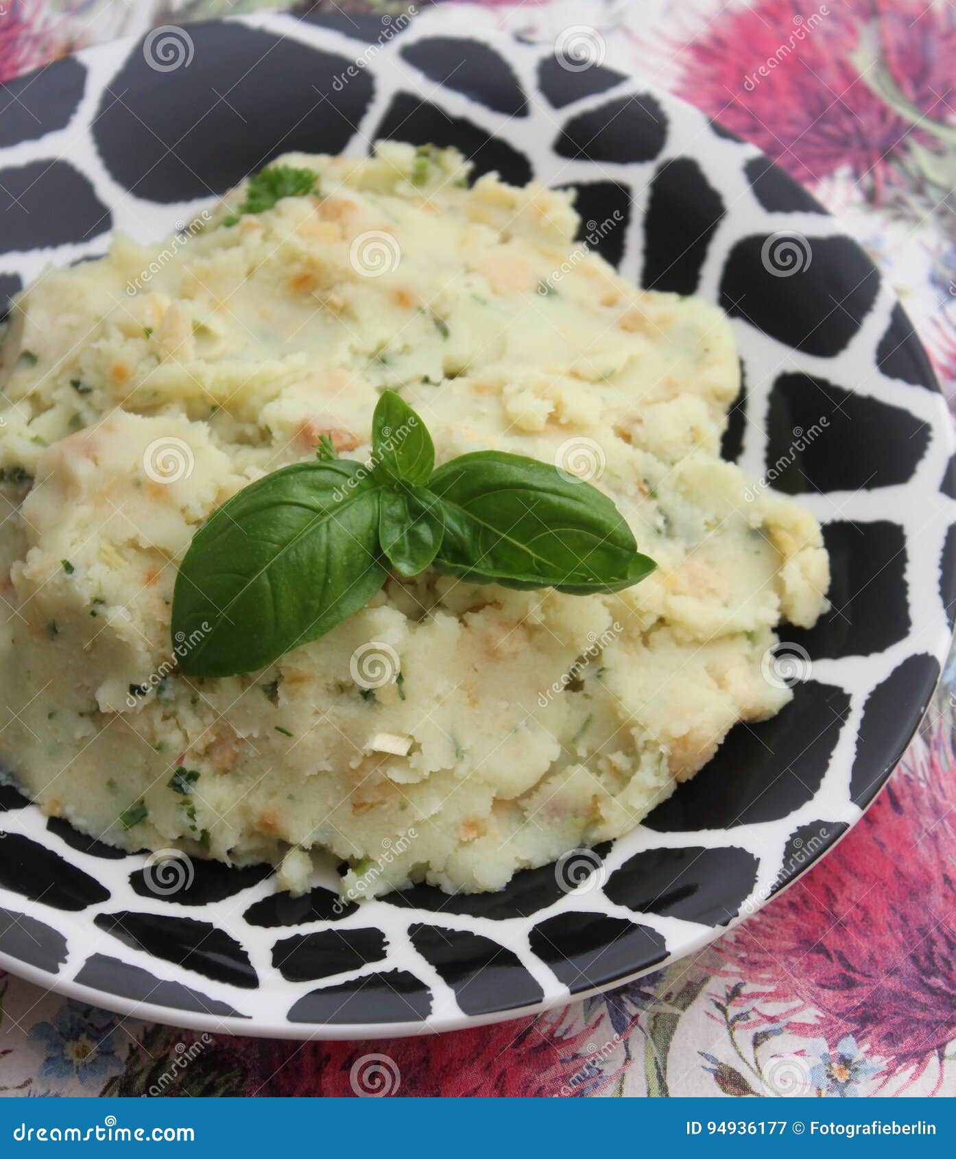 Puree of potatoes stock image. Image of colcannon, onions - 94936177
