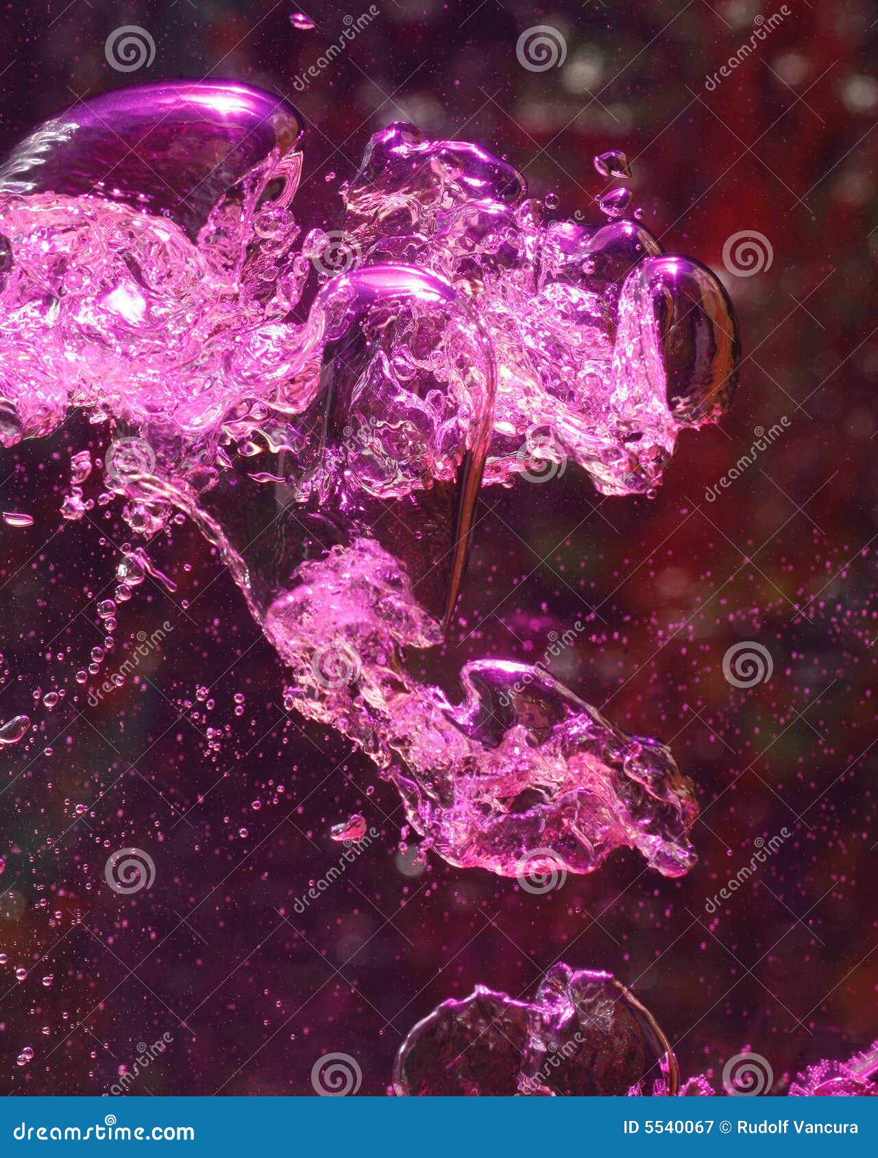 Purple Air Bubbles in Water Stock Image - Image of swirl, fluid: 5540067