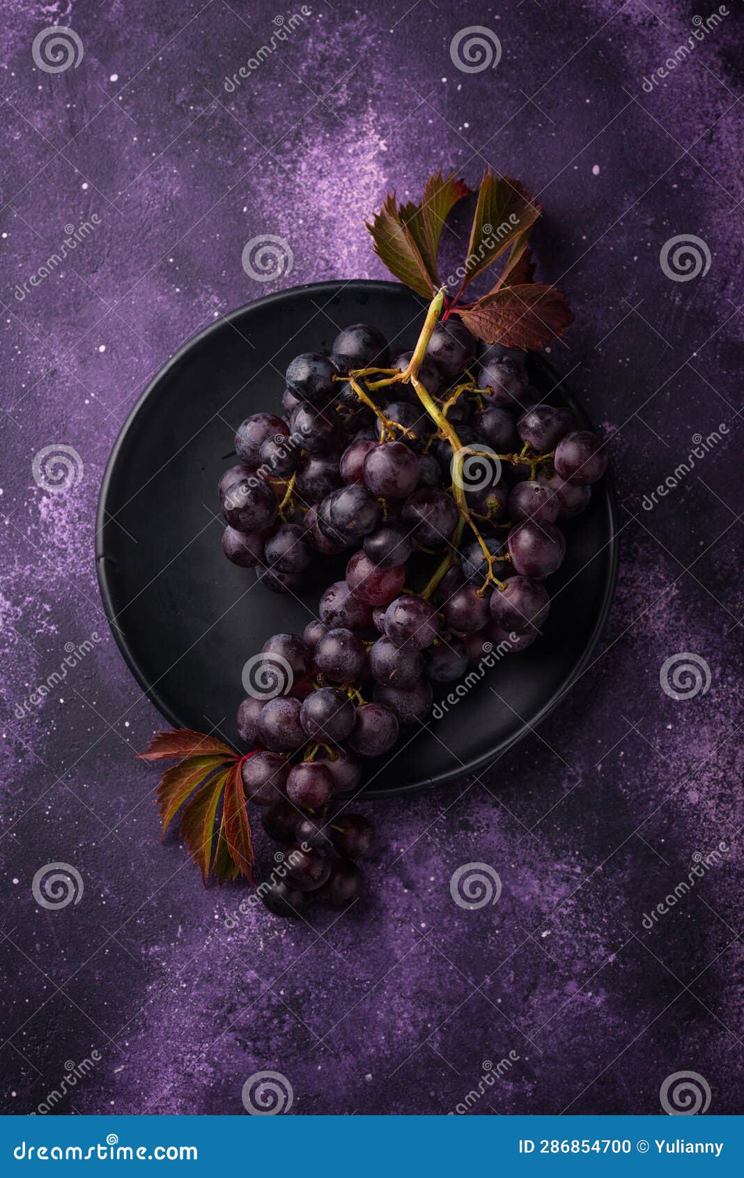 Purple Grapes on Violet Background Stock Photo - Image of healthy ...