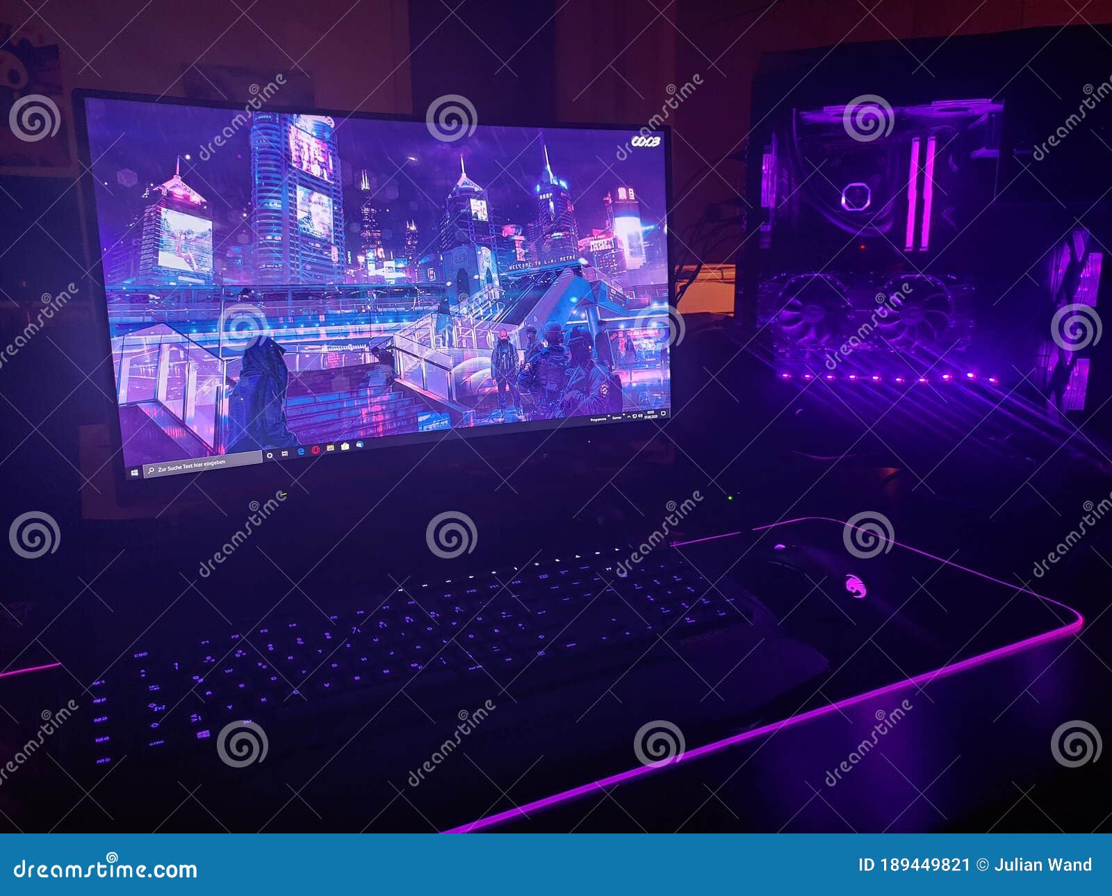 Purple PC Setup editorial photo. Image of purple, pcmr - 189449821