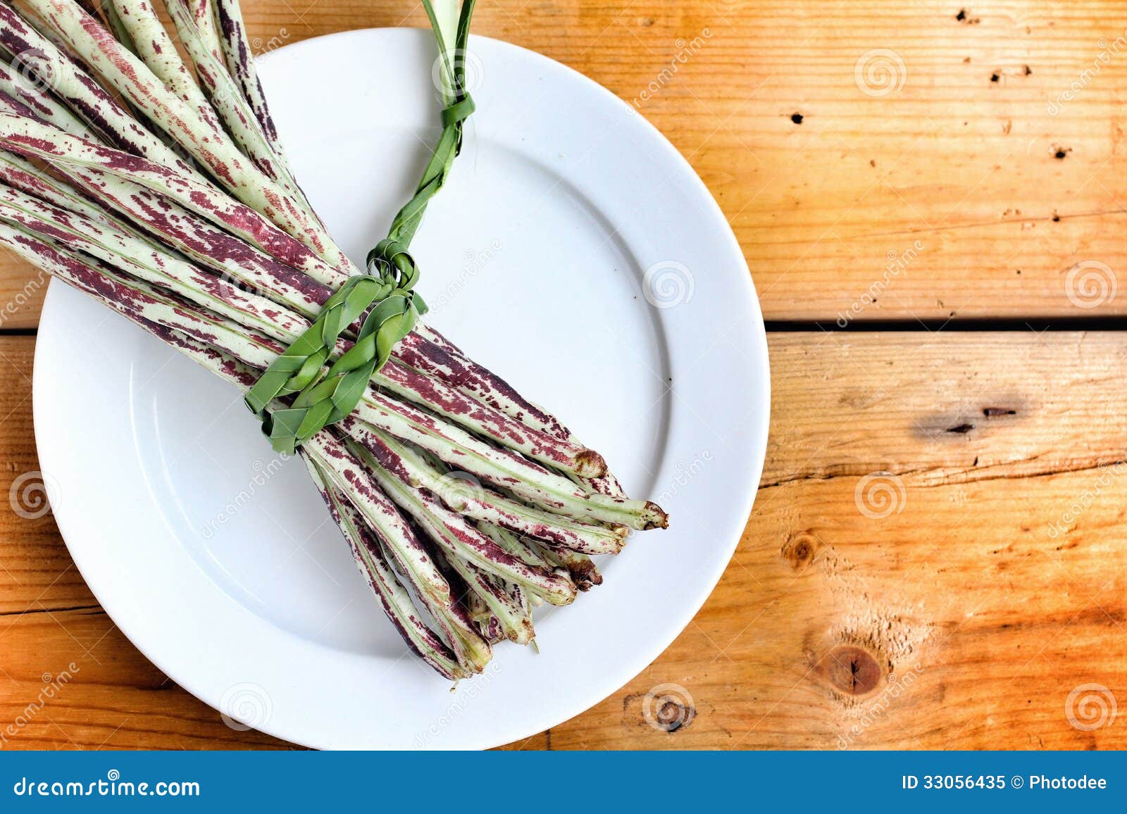 Purple yard long bean stock image. Image of green, stainless - 33056435