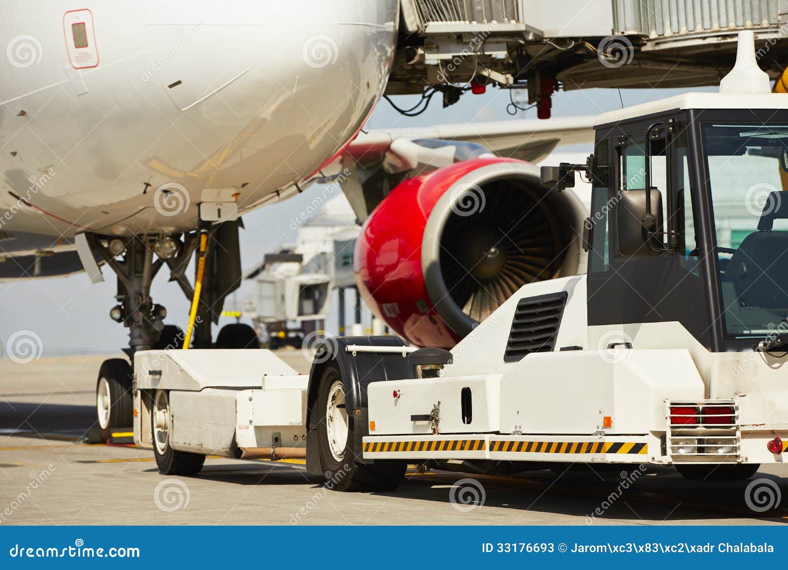Push back stock image. Image of industry, engine, arrival - 33176693