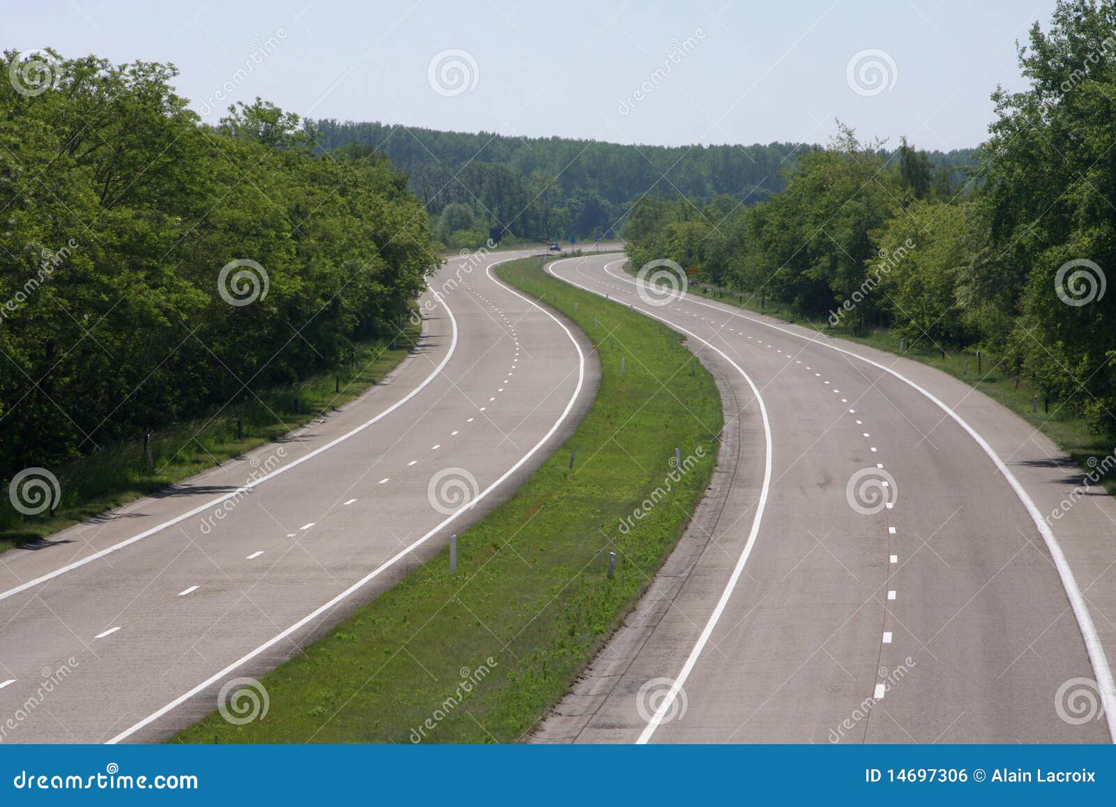 Pusta autostrada zdjęcie stock. Obraz złożonej z depresja - 14697306