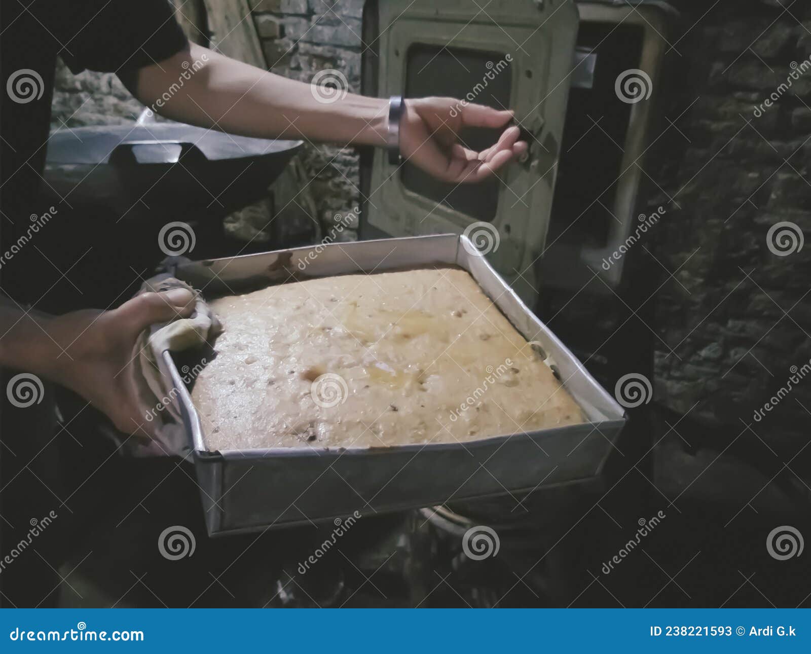 Put the cake on the oven stock image. Image of breakfast - 238221593