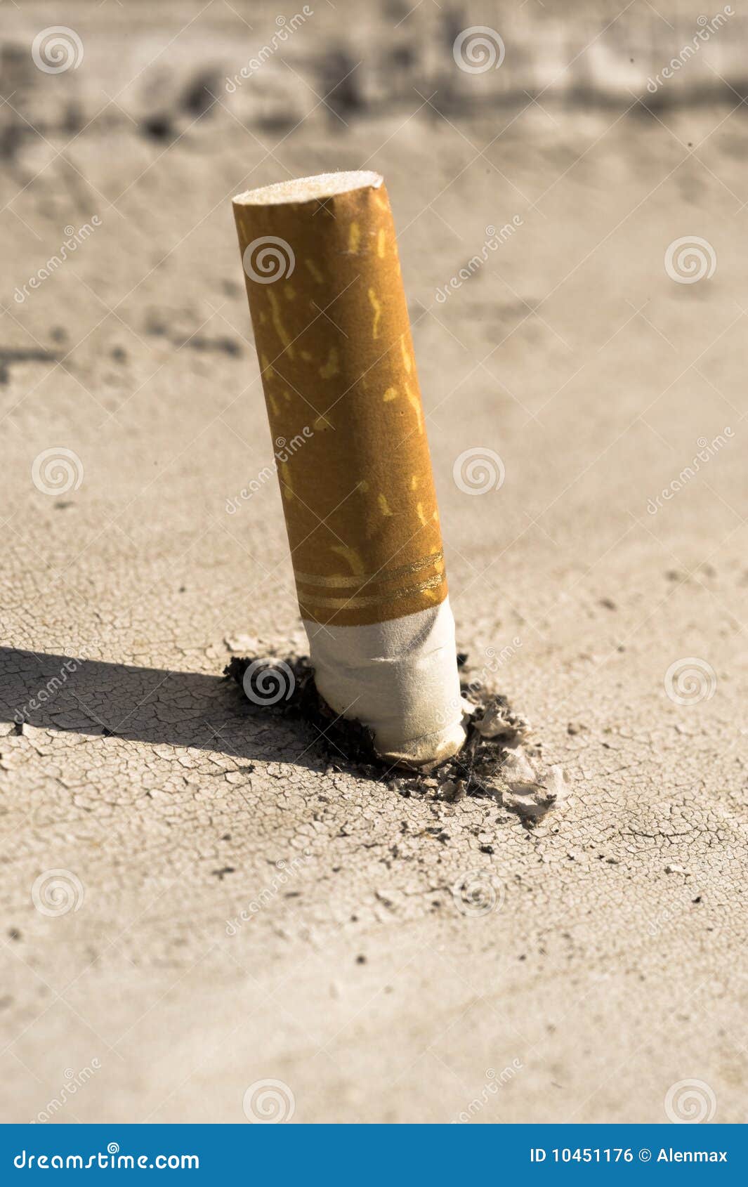 Put out cigarette stock photo. Image of ashtray, sigaret - 10451176