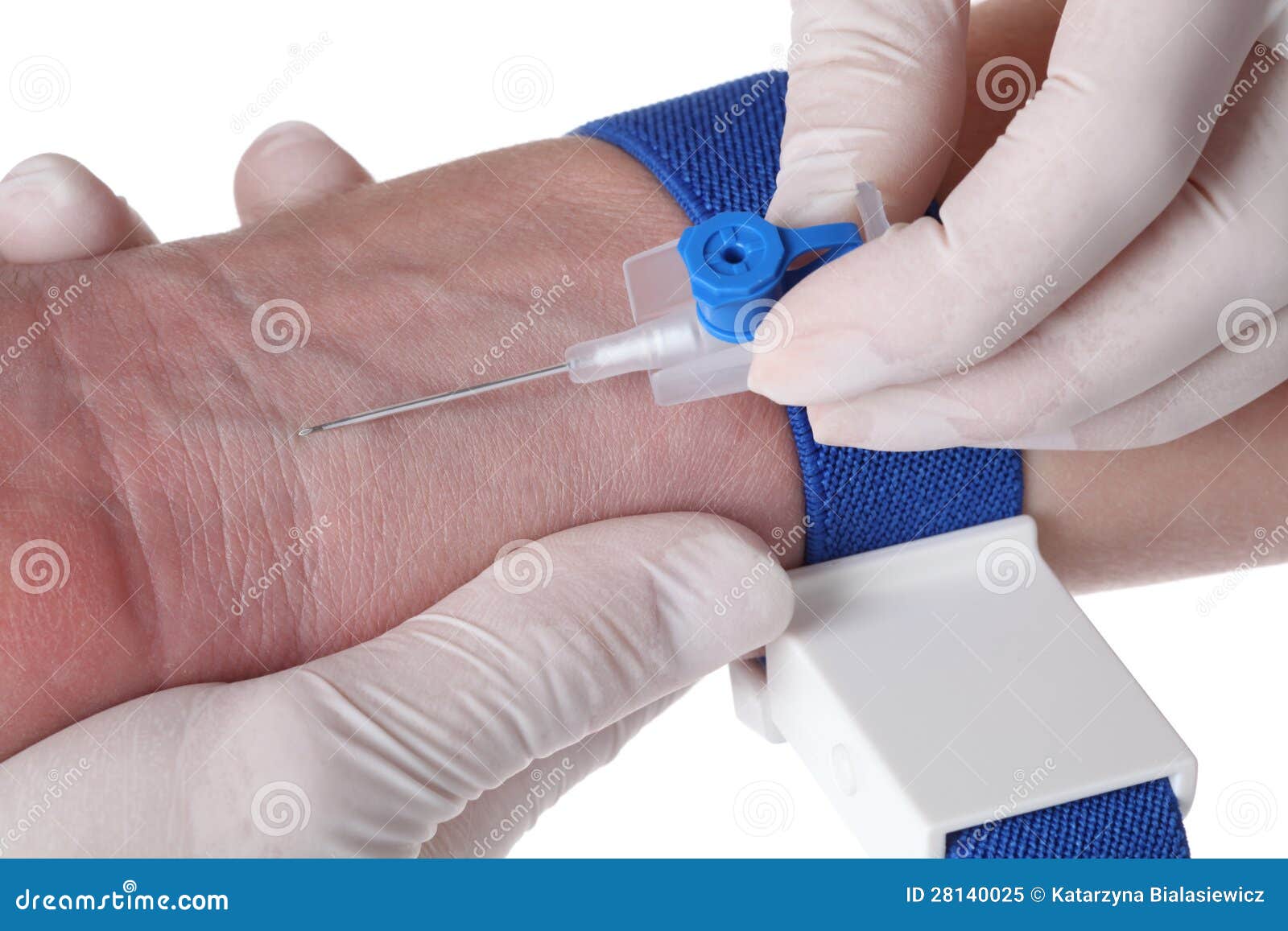 Intravenous Cannula In A Tray. Royalty-Free Stock Image | CartoonDealer ...