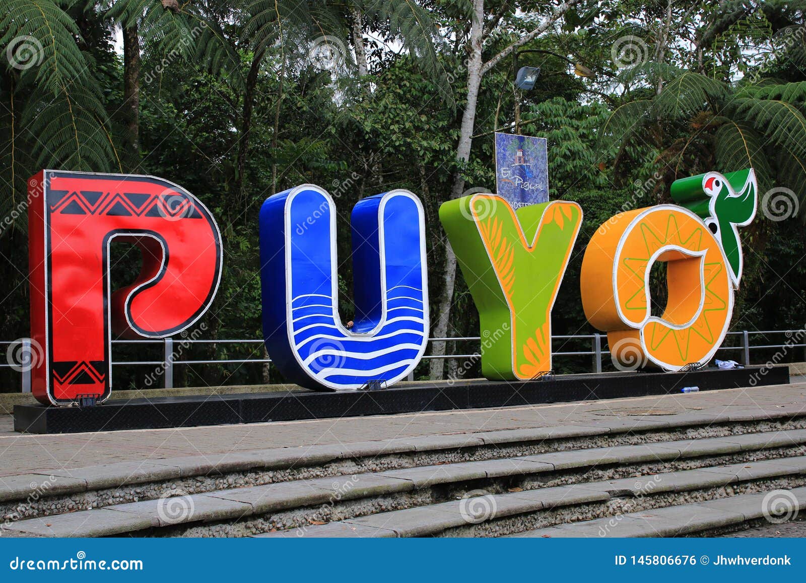Puyo, Ecuador, 17-8-2019: An Indigenous Tribe Called Shiwuar Performing ...