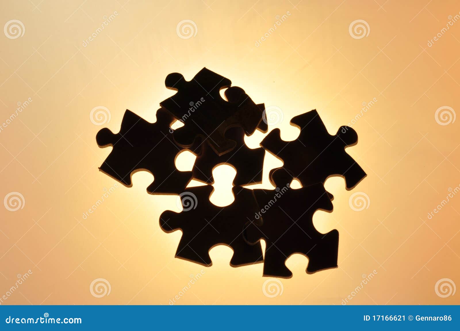 Puzzle: Collegamento Errato (ambrato) Immagine Stock - Immagine di ...