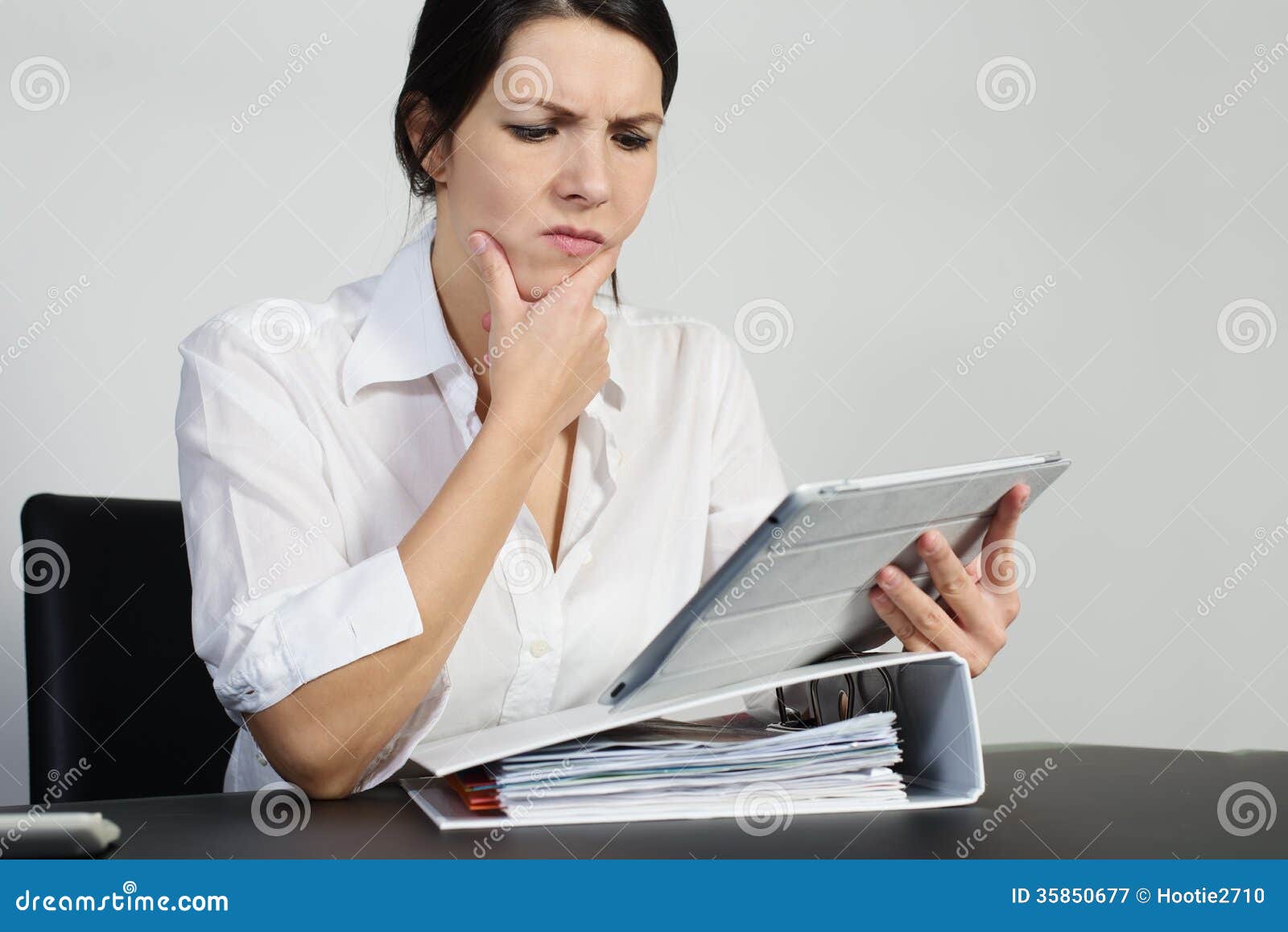 Puzzled Woman Thinking Hard Stock Image - Image of brunette, puzzled ...