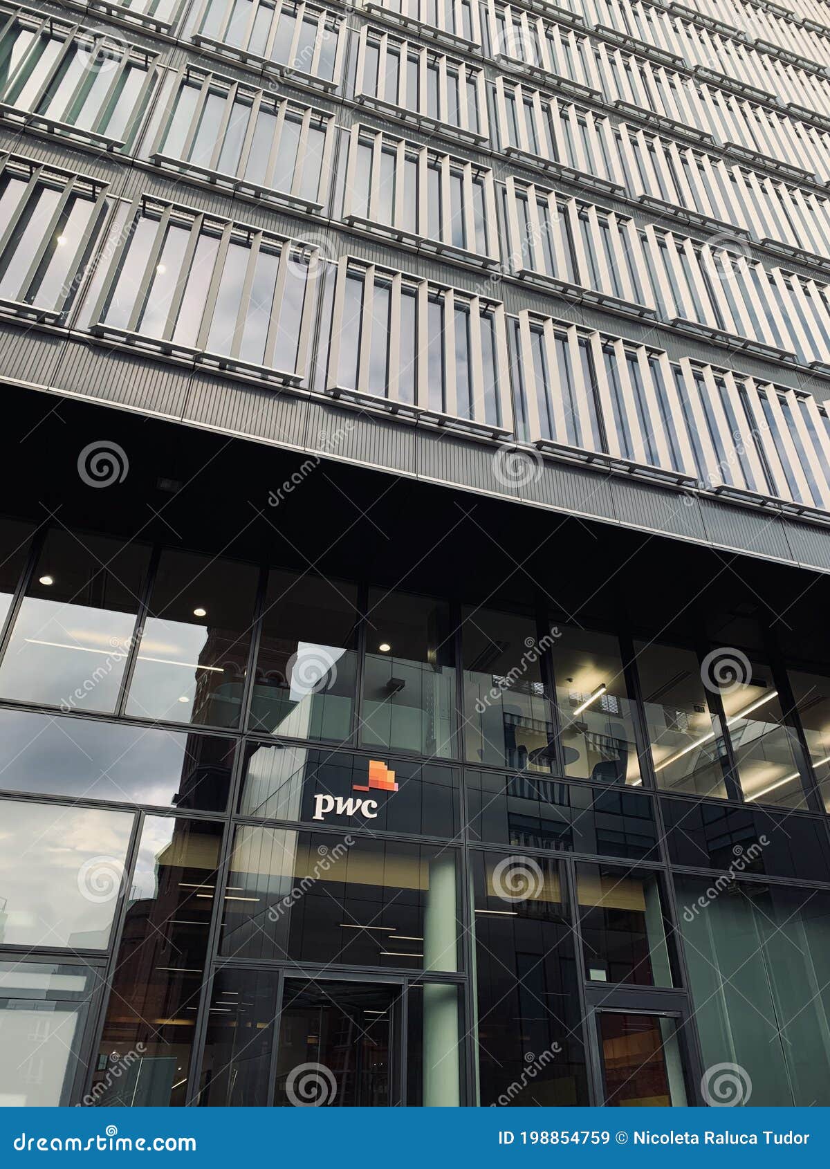 PwC (PricewaterhouseCoopers) Offices Located In DC Tower Skyscraper In ... PwC (PricewaterhouseCoopers) Offices Located In DC Tower Skyscraper In ...