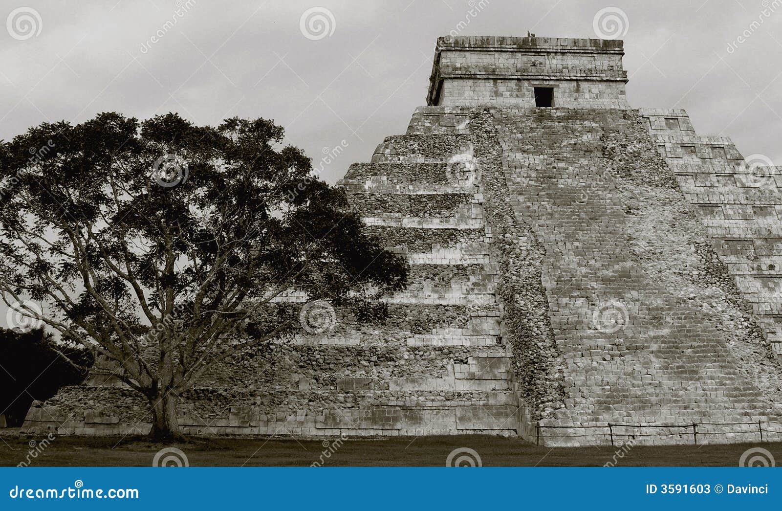 Pyramid stock image. Image of high, itza, grass, group - 3591603