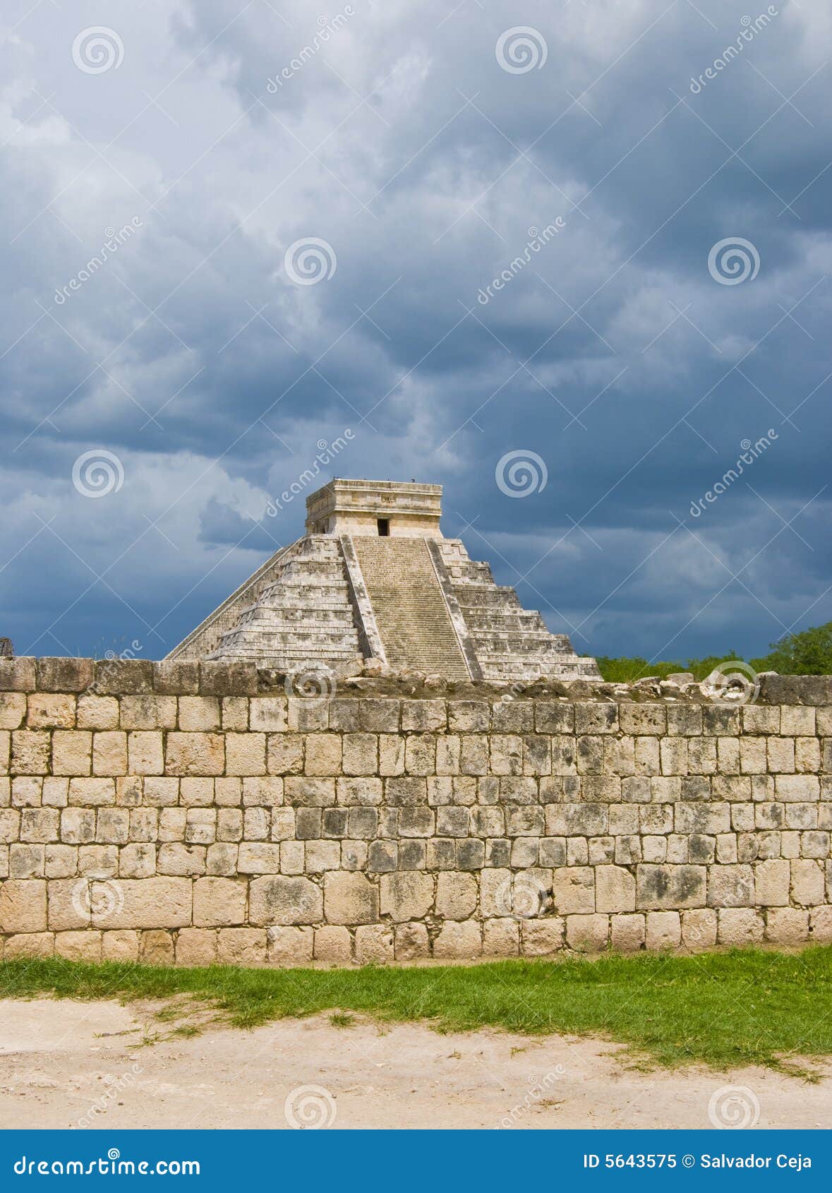Pyramid stock image. Image of heritage, civilization, archeology - 5643575
