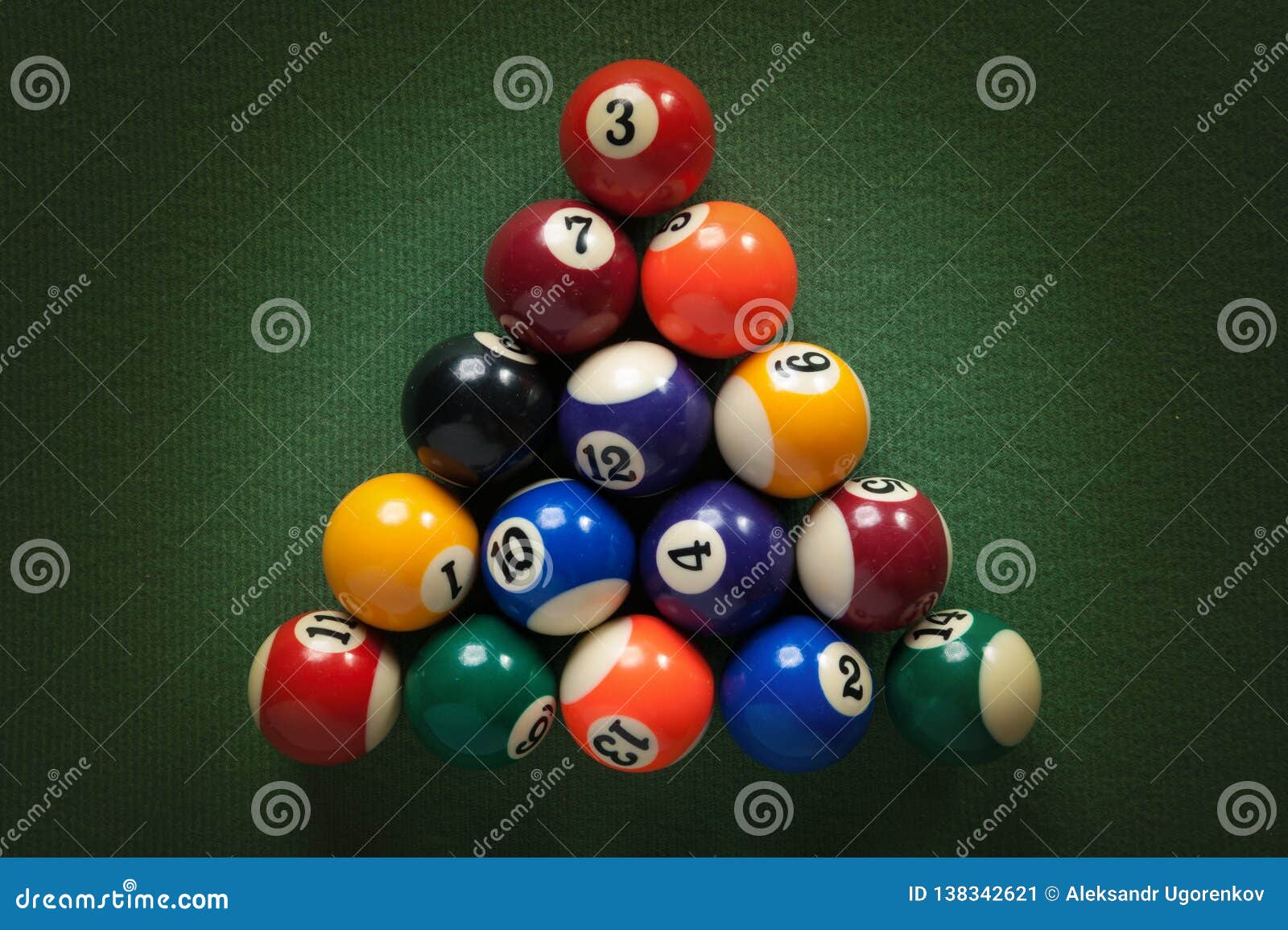 Pyramid of billiard balls stock image. Image of balls - 138342621
