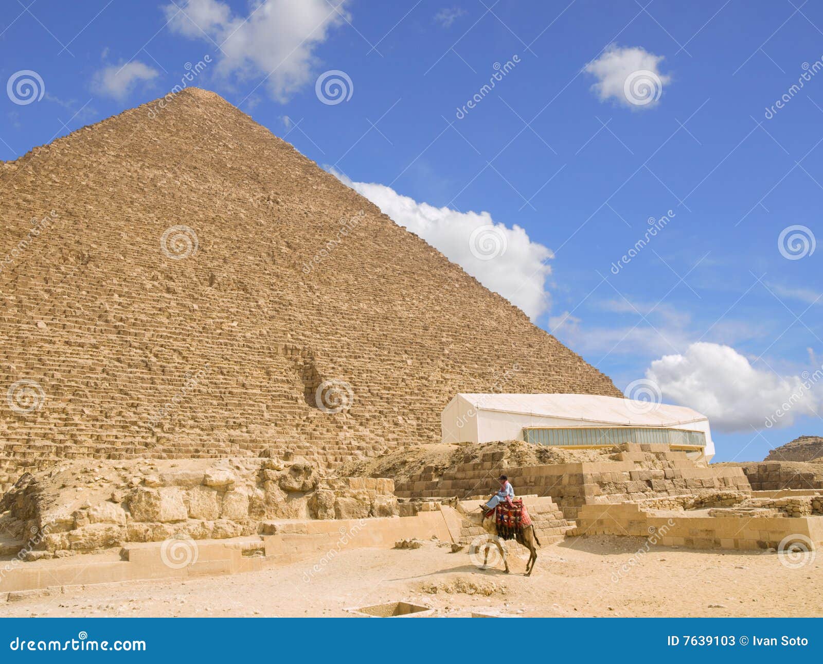 Pyramid of Cheops stock image. Image of desert, egyptian - 7639103