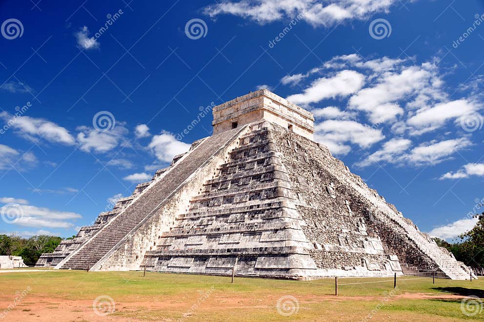Pyramid El Castillo - Tulum Stock Photo - Image of landmark, pyramid ...