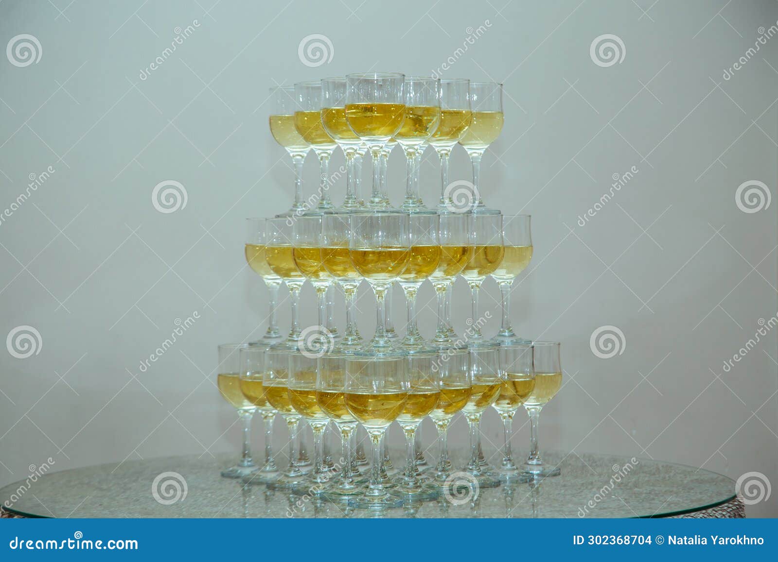Pyramid of Glass Glasses with Sparkling Wine, Champagne Stock Photo ...