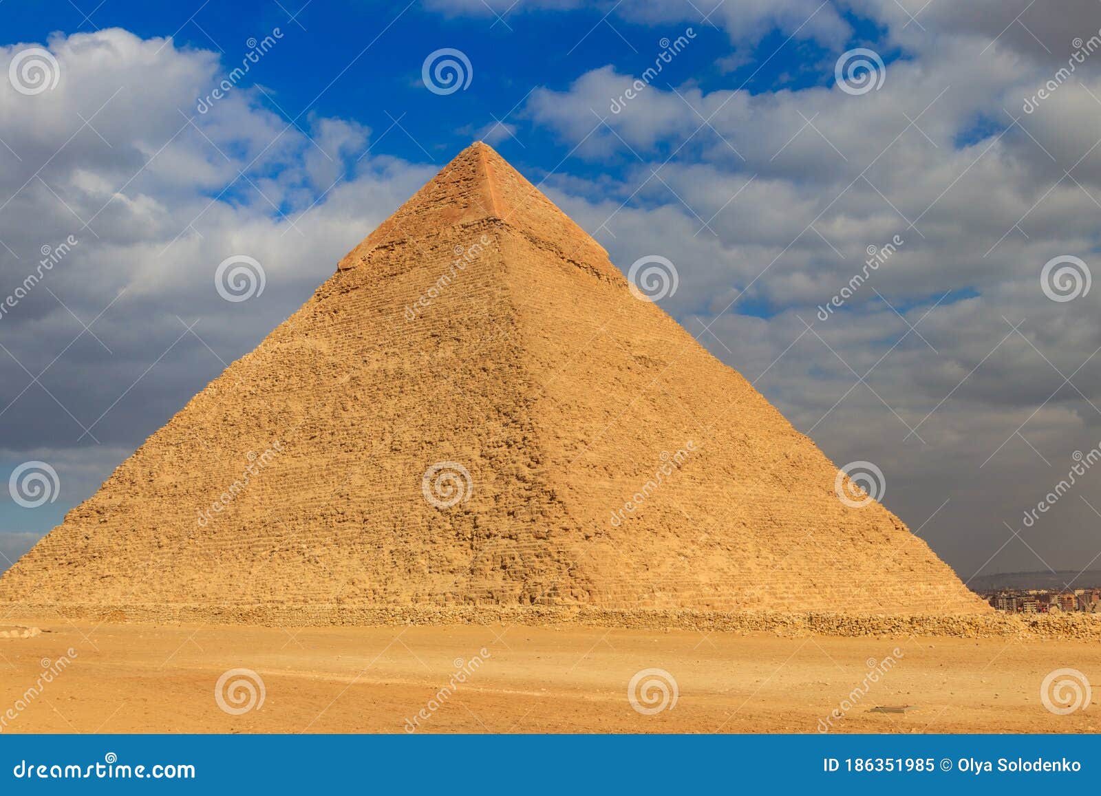 Pyramid of Khafre or of Chephren is Second-tallest and Second-largest ...