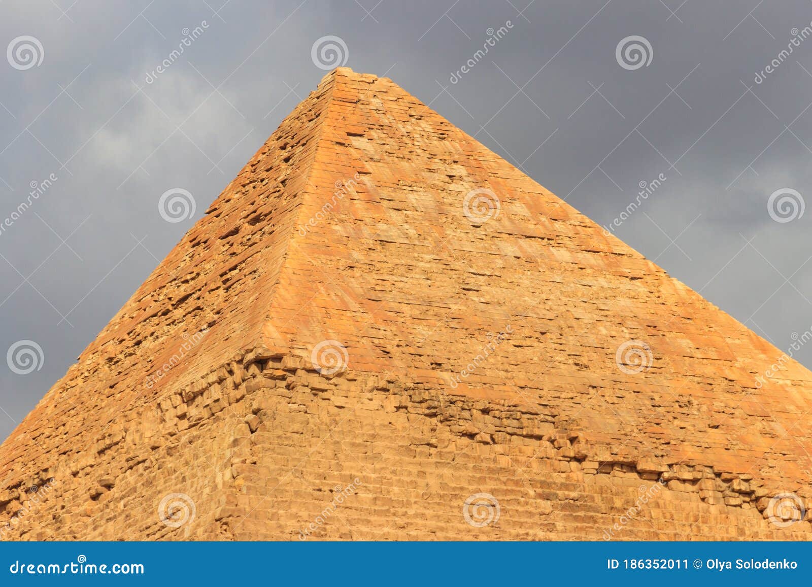 Pyramid of Khafre or of Chephren is Second-tallest and Second-largest ...