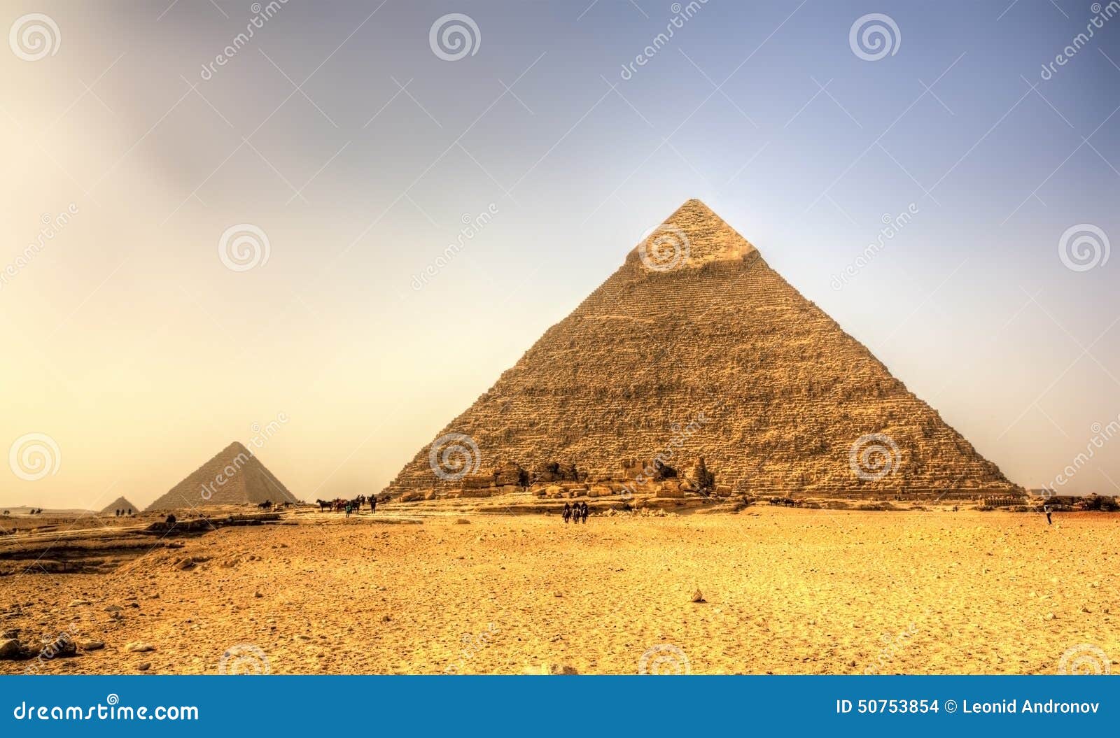Pyramid of Khafre (Pyramid of Chephren) in Giza Stock Photo - Image of ...