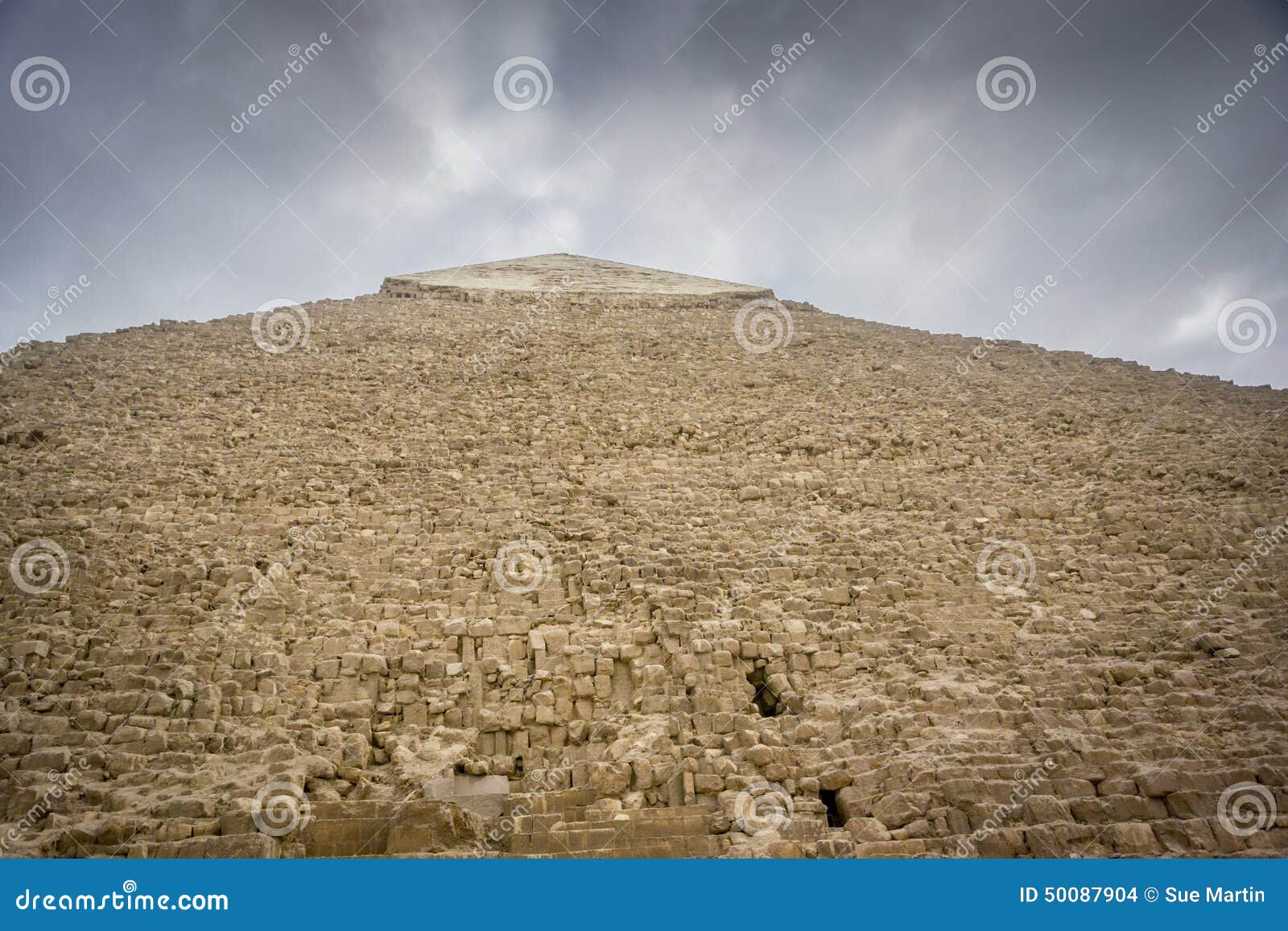 Pyramid of Khafre stock photo. Image of architecture - 50087904