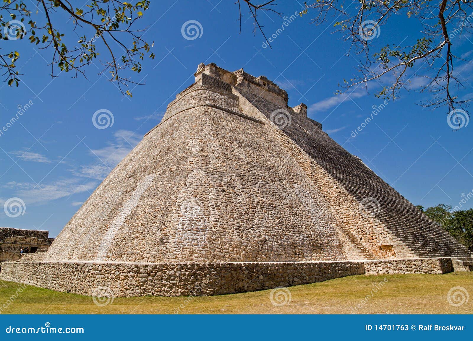 Pyramid of the Magician, Uxmal Stock Image - Image of maya, pyramid ...
