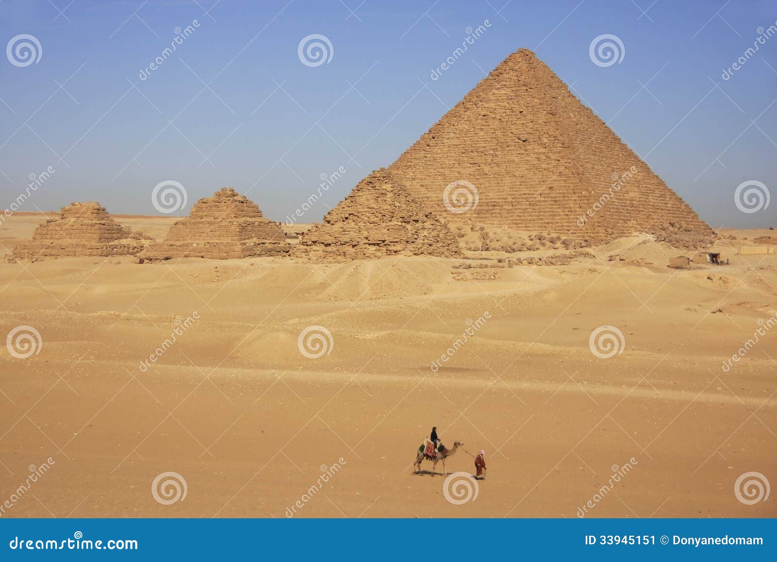 Pyramid of Menkaure and Pyramids of Queens, Cairo Stock Image - Image ...