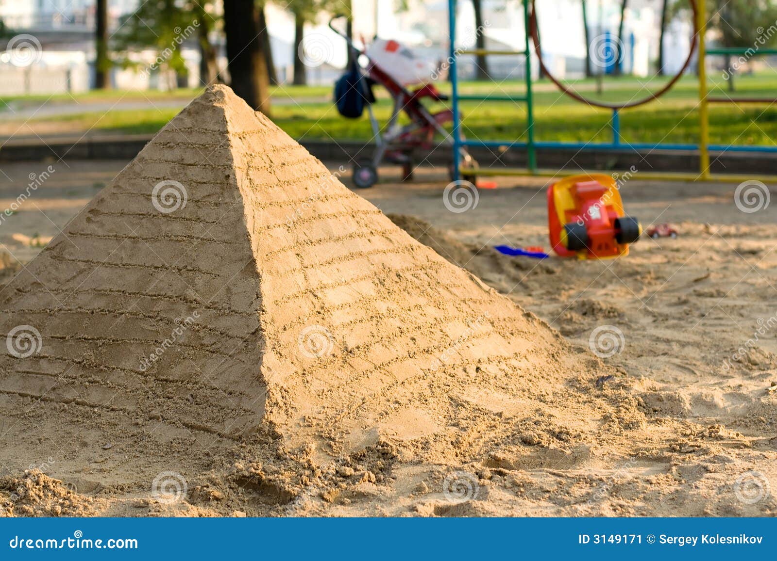 Pyramid of sand stock image. Image of childhood, recreation - 3149171