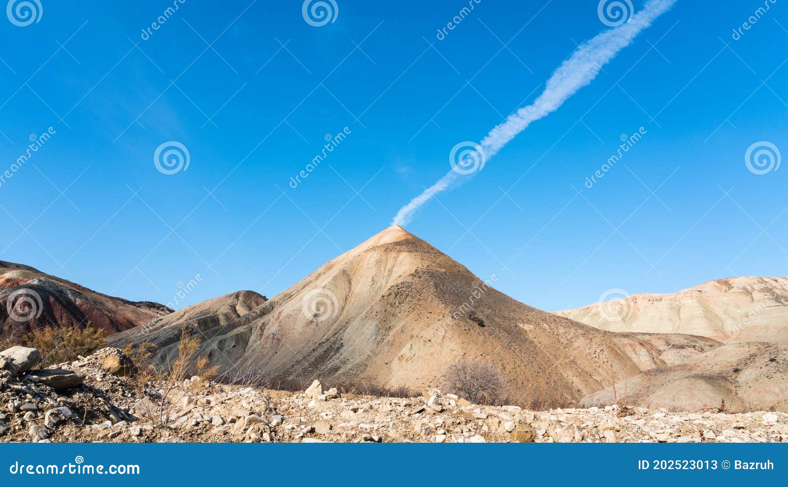 Pyramid Shaped Mountain Peak Scenery Stock Image - Image of outdoors ...