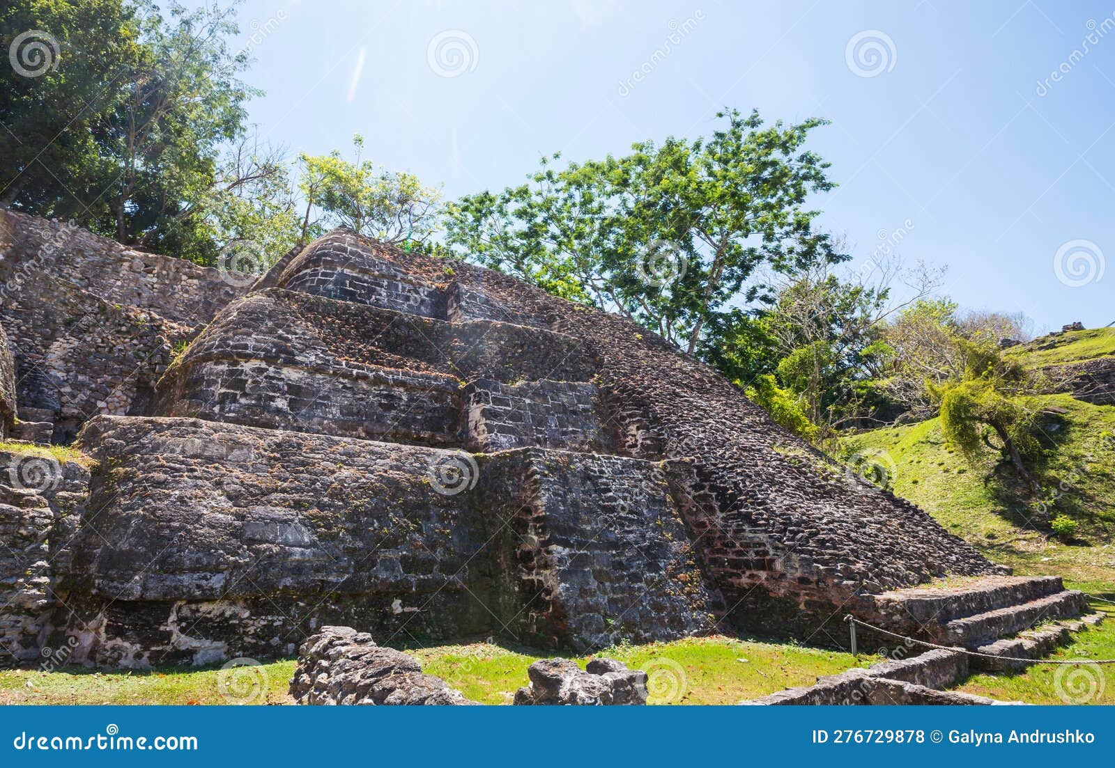 Pyramide in Belize stock photo. Image of hiking, adventure - 276729878