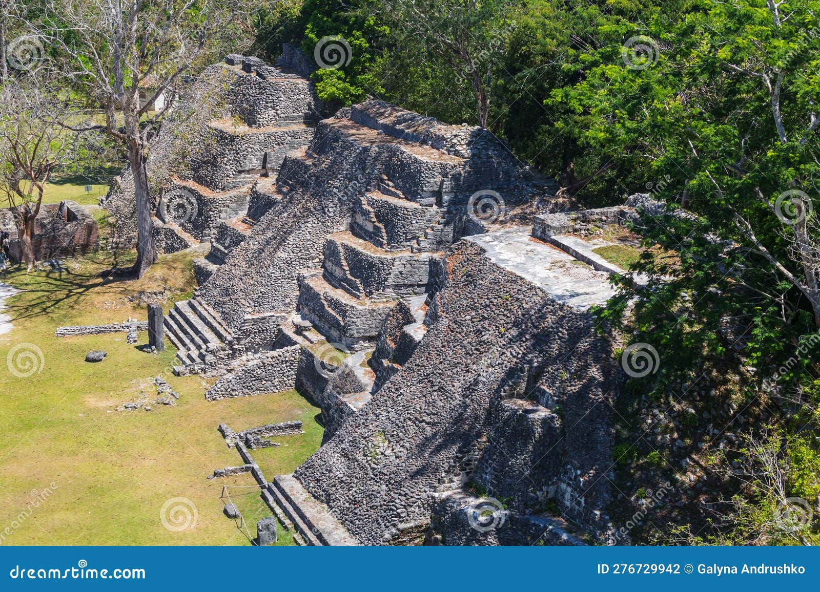 Pyramide in Belize stock photo. Image of vacation, architecture - 276729942