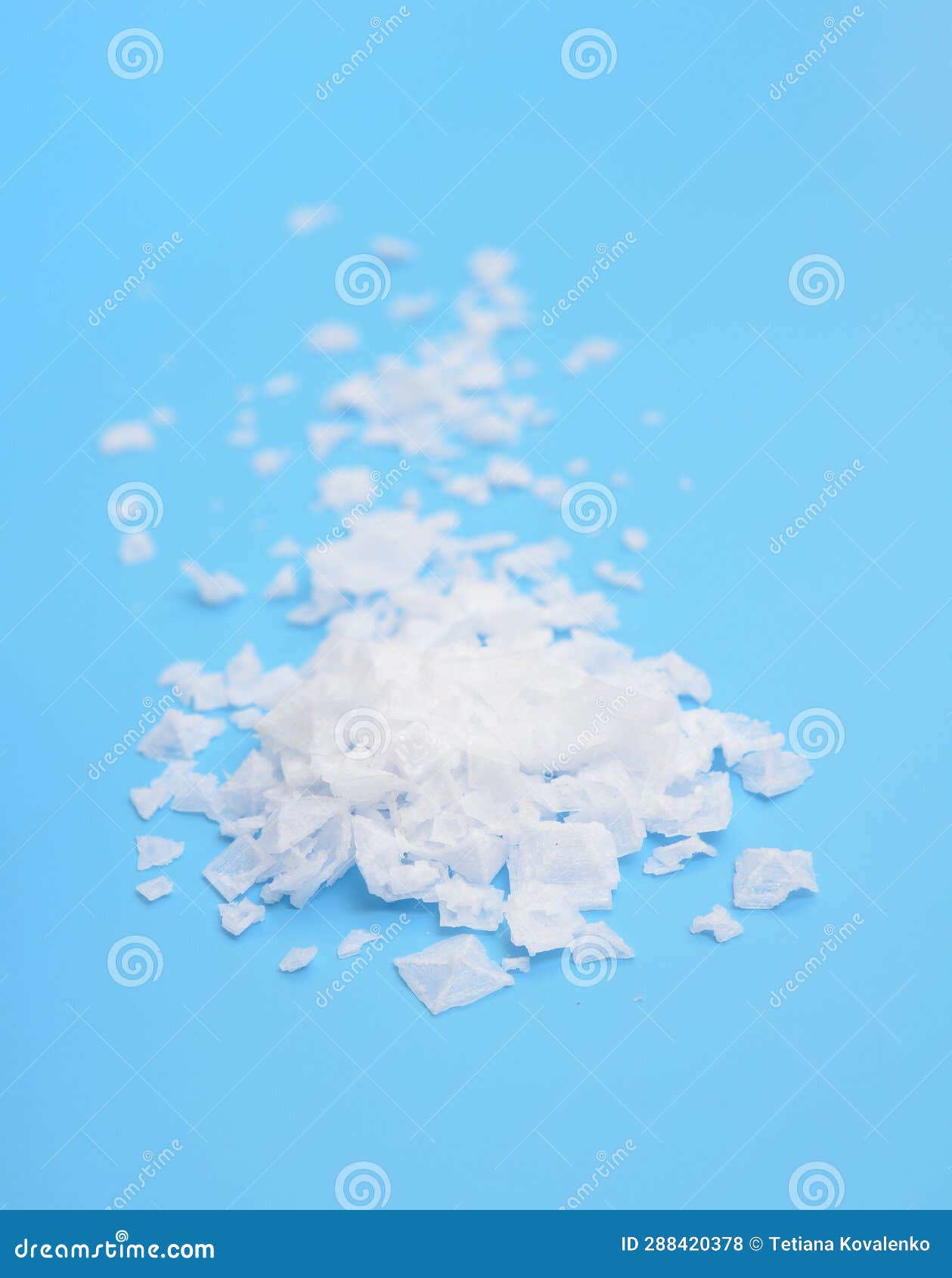 Pyramide Crystal Flakes of Cyprus Salt on Blue Background Stock Photo ...