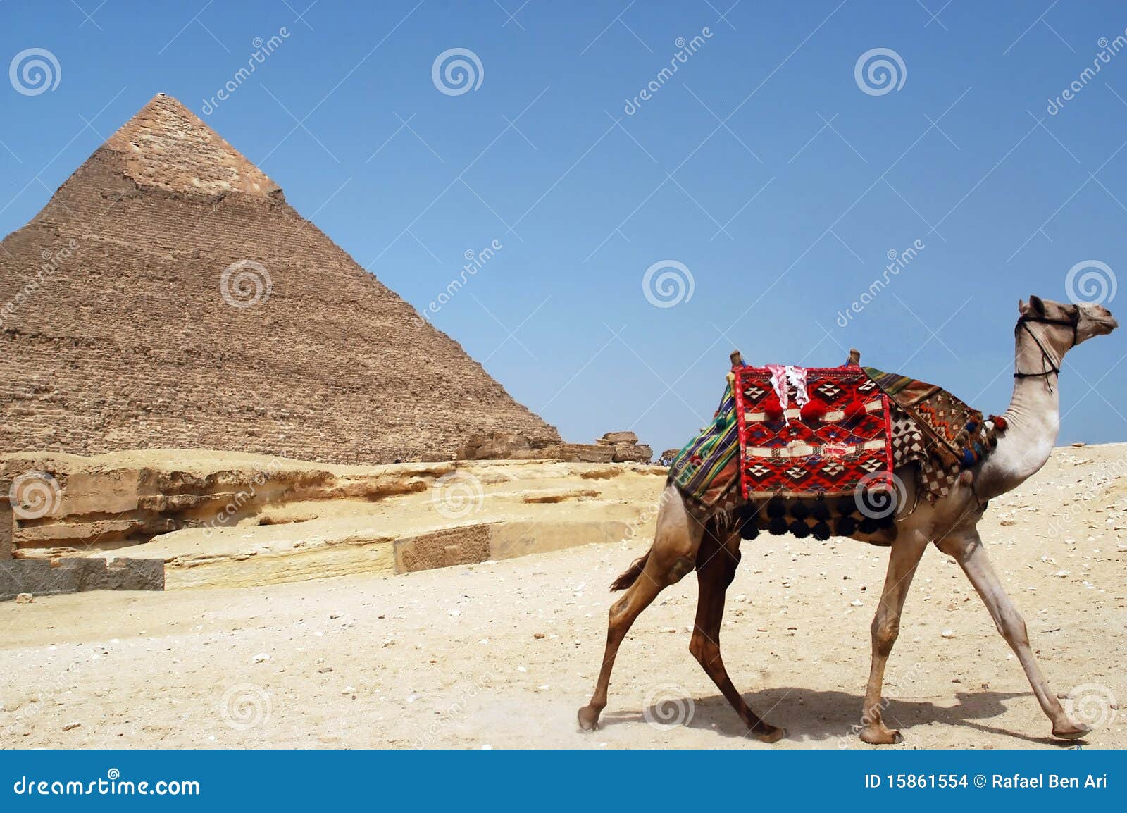 Pyramide De Chefren, Giza, Egypte Photo stock - Image du célèbre ...