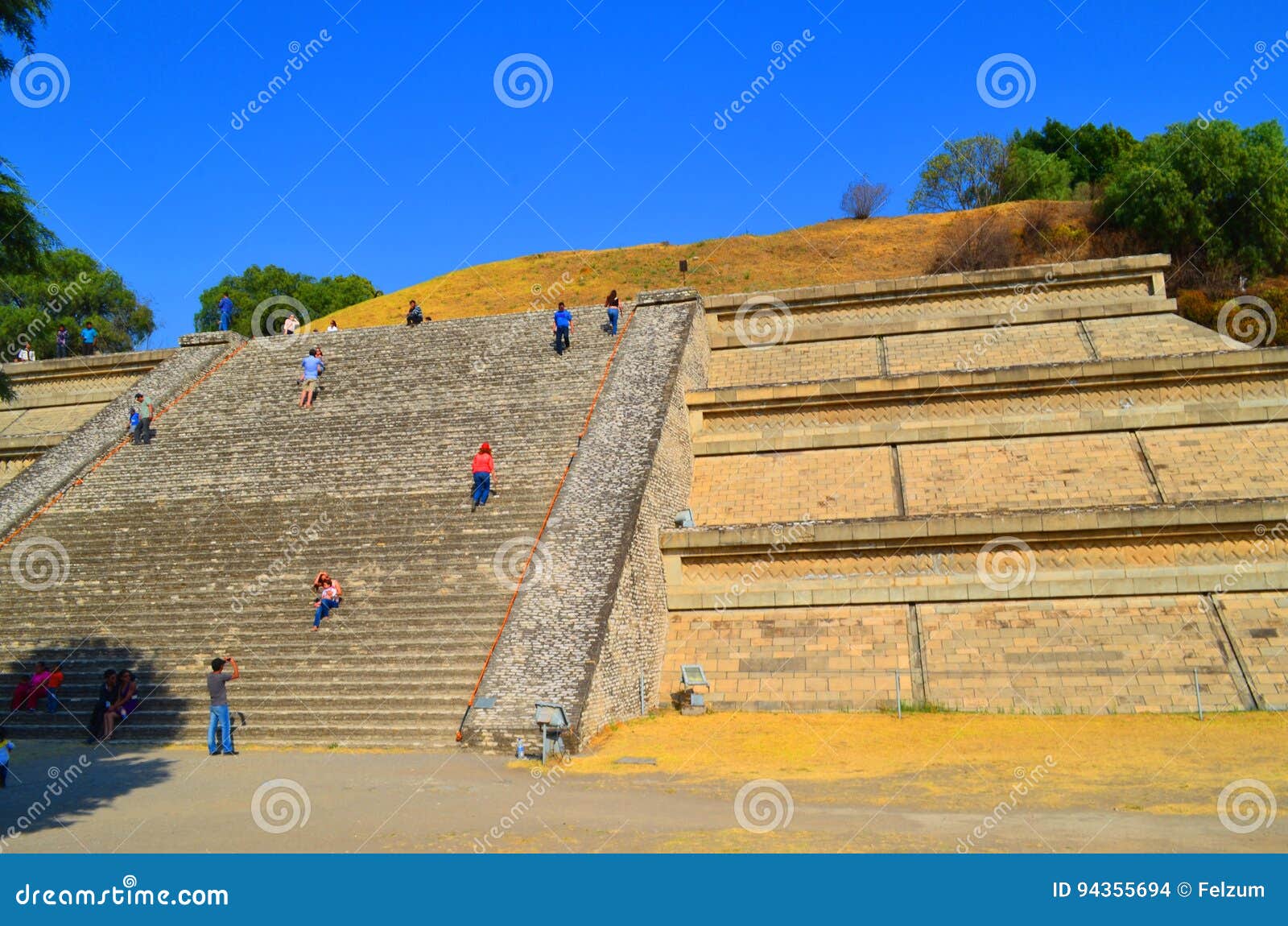 Pyramide De Cholula Puebla MÃ©xico Image stock éditorial - Image du ...
