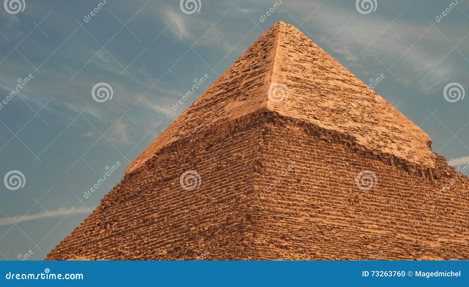 Pyramide De Khafre (Chephren) Photo stock - Image du couleur ...